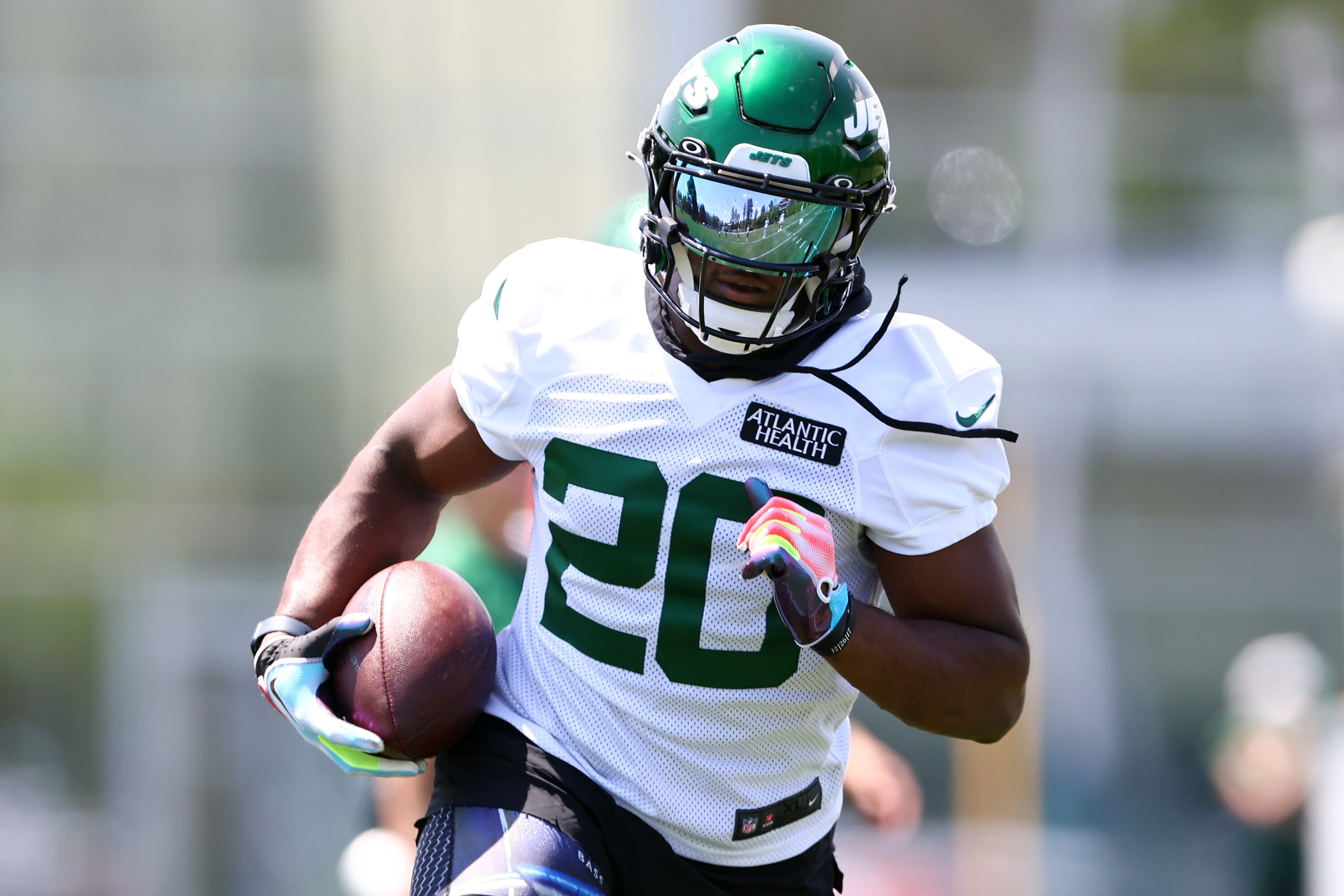 Fantasy Alert: Jets RB Breece Hall Reportedly 'Batman' to Michael ...