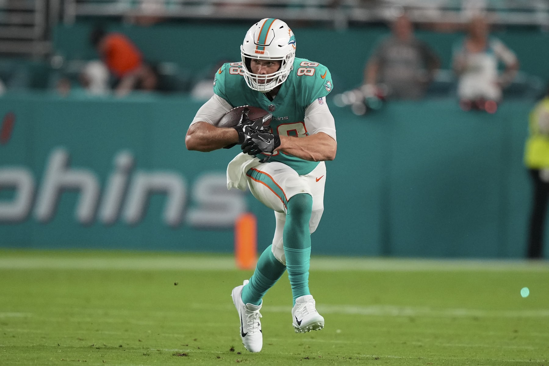 Dolphins Trade Rumors: Mike Gesicki Hasn't Been Shopped by Miami 'At All'