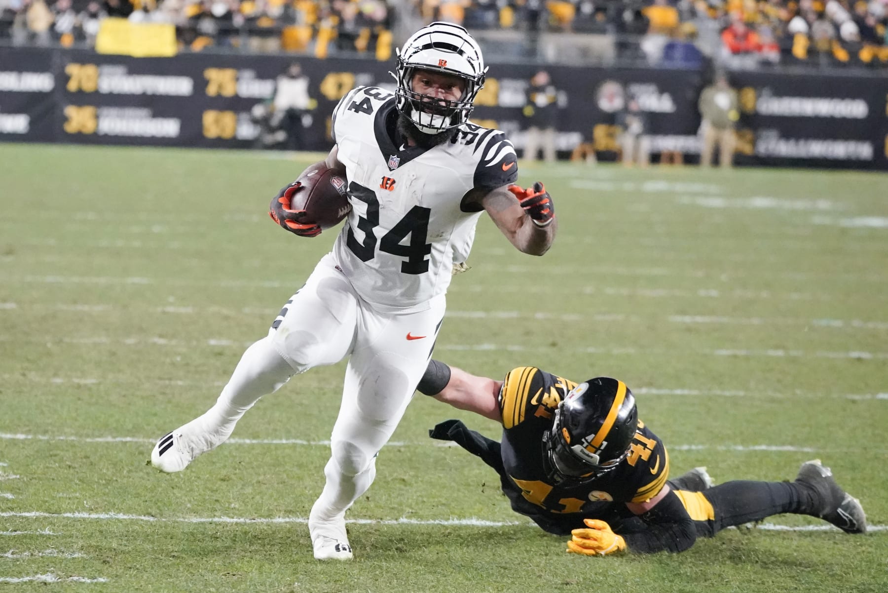 Samaje Perine's Updated Fantasy Outlook With Joe Mixon Out for Bengals ...