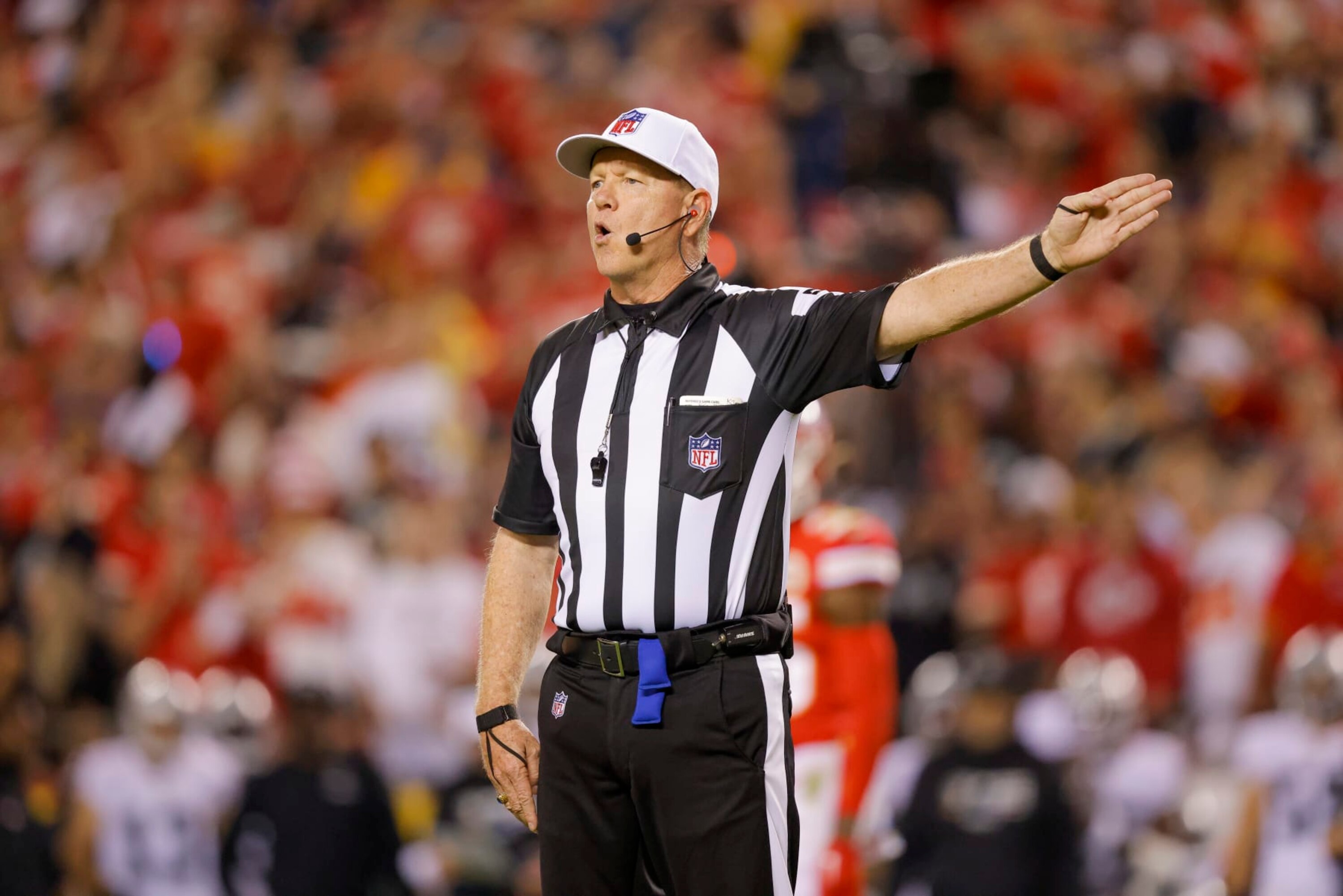 Carl Cheffers Named Head Referee for Super Bowl 57; Full Officiating ...