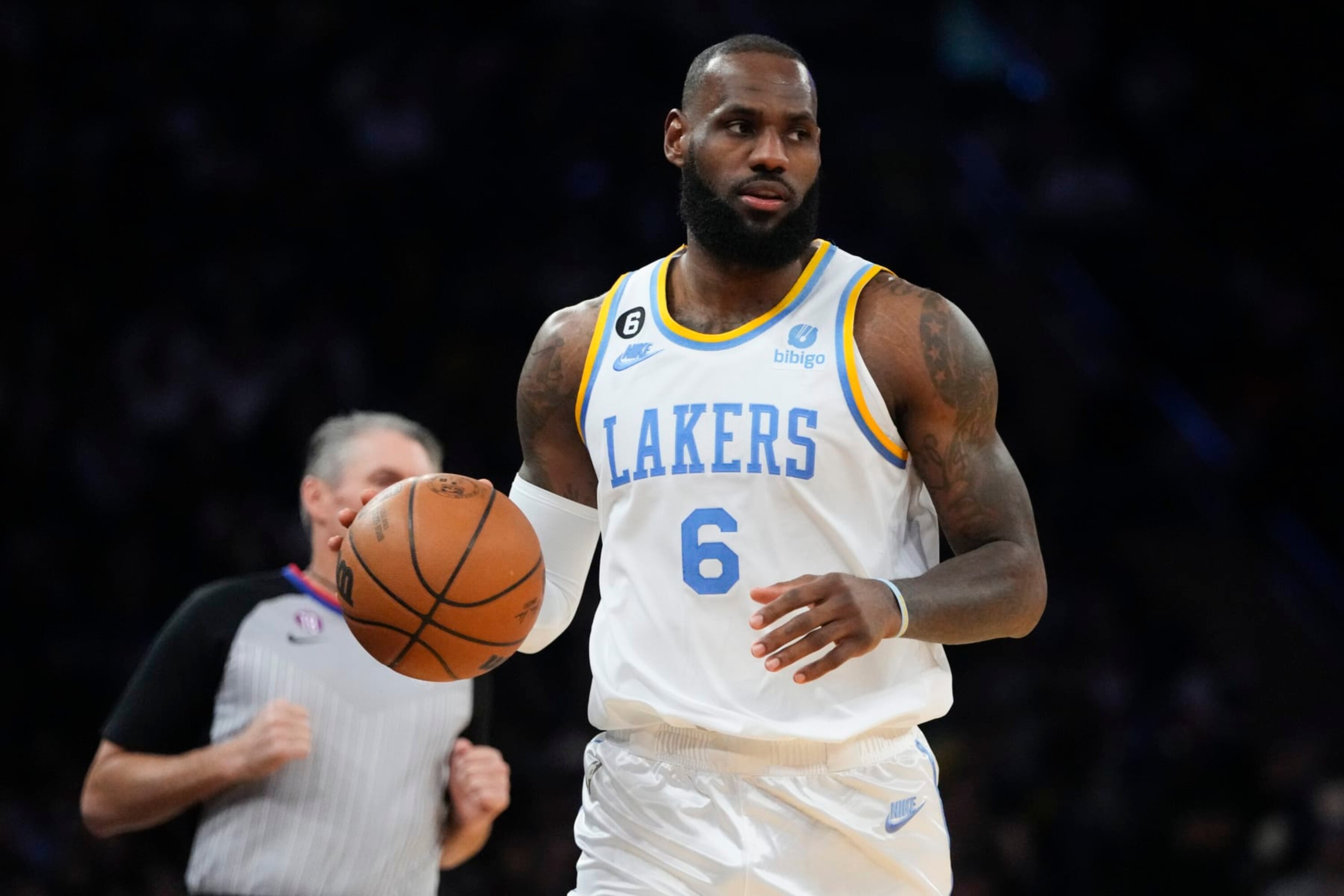 Lakers vs. Pelicans Moved Earlier Saturday as LeBron James Pursues NBA ...