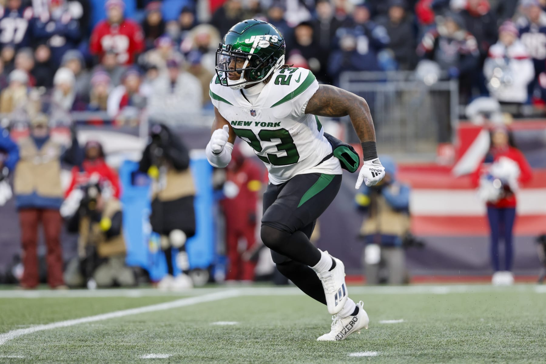 Patriots Rumors: James Robinson Agrees to 2-Year Contract After Jets ...