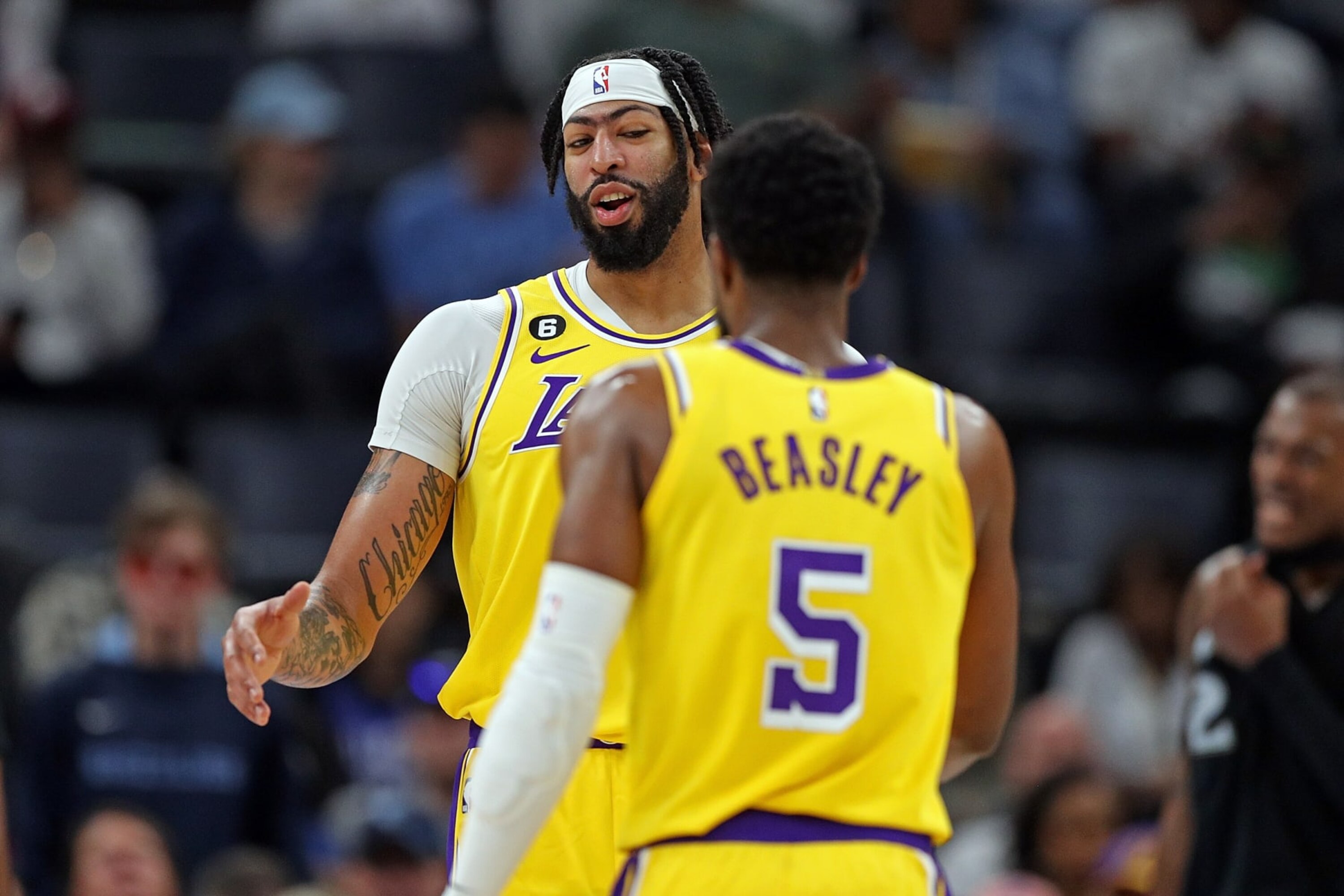Anthony Davis, Malik Beasley's Shooting Delight Twitter as Lakers Beat ...