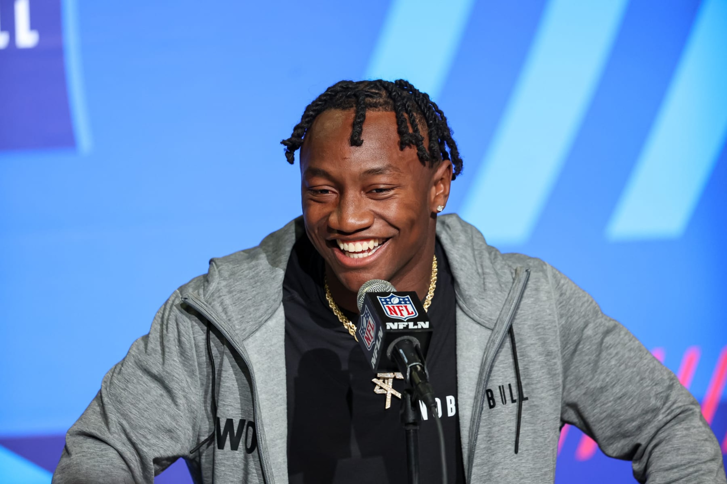 Raiders Rumors: Zay Flowers to Visit LV After Meeting with Cowboys ...