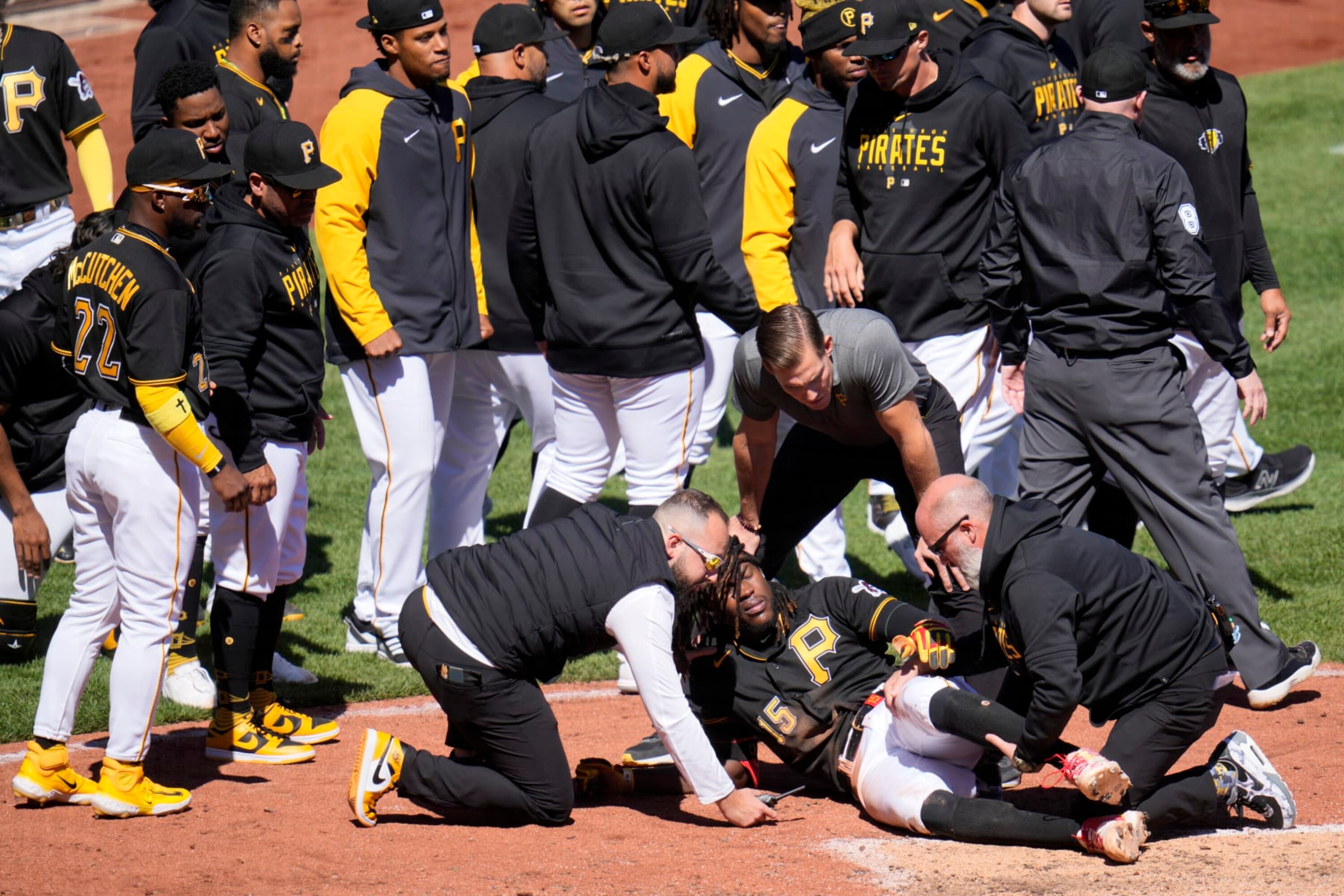 Pirates' Oneil Cruz out for 4 Months After Surgery on Fractured Ankle ...