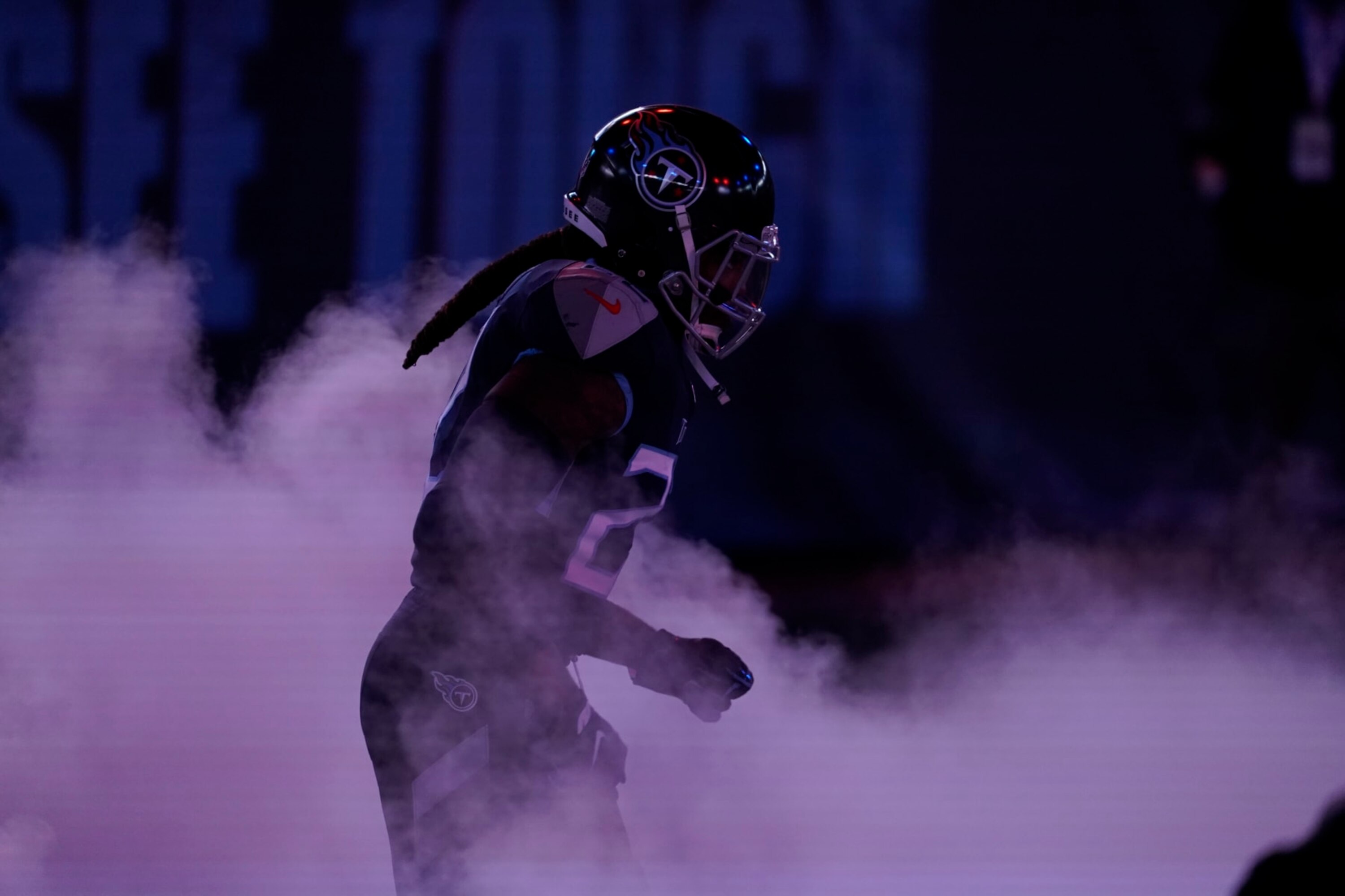 Video: Titans Unveil Oilers Throwback Uniforms; Will Be Worn Twice ...