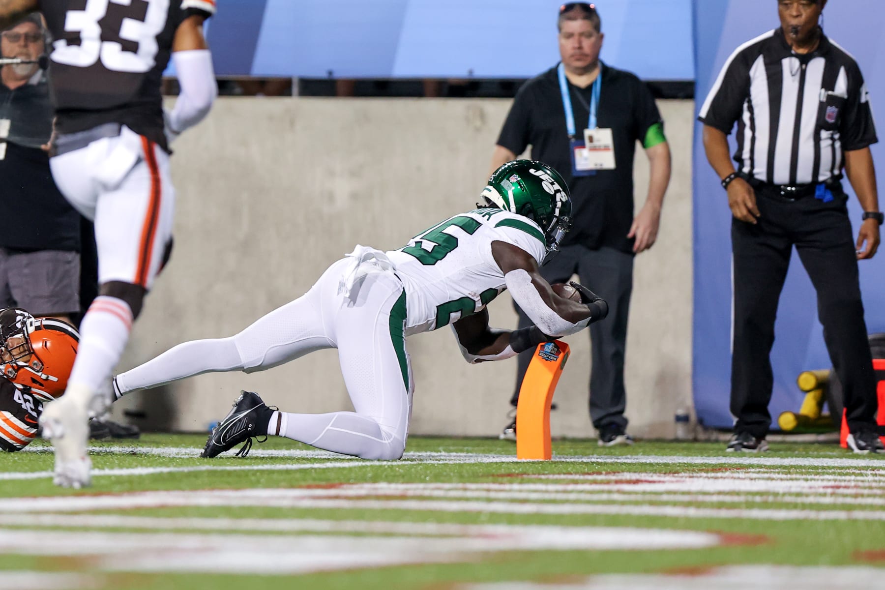 Fantasy Football 2023: Sleepers to Target from Jets vs. Browns Hall of ...