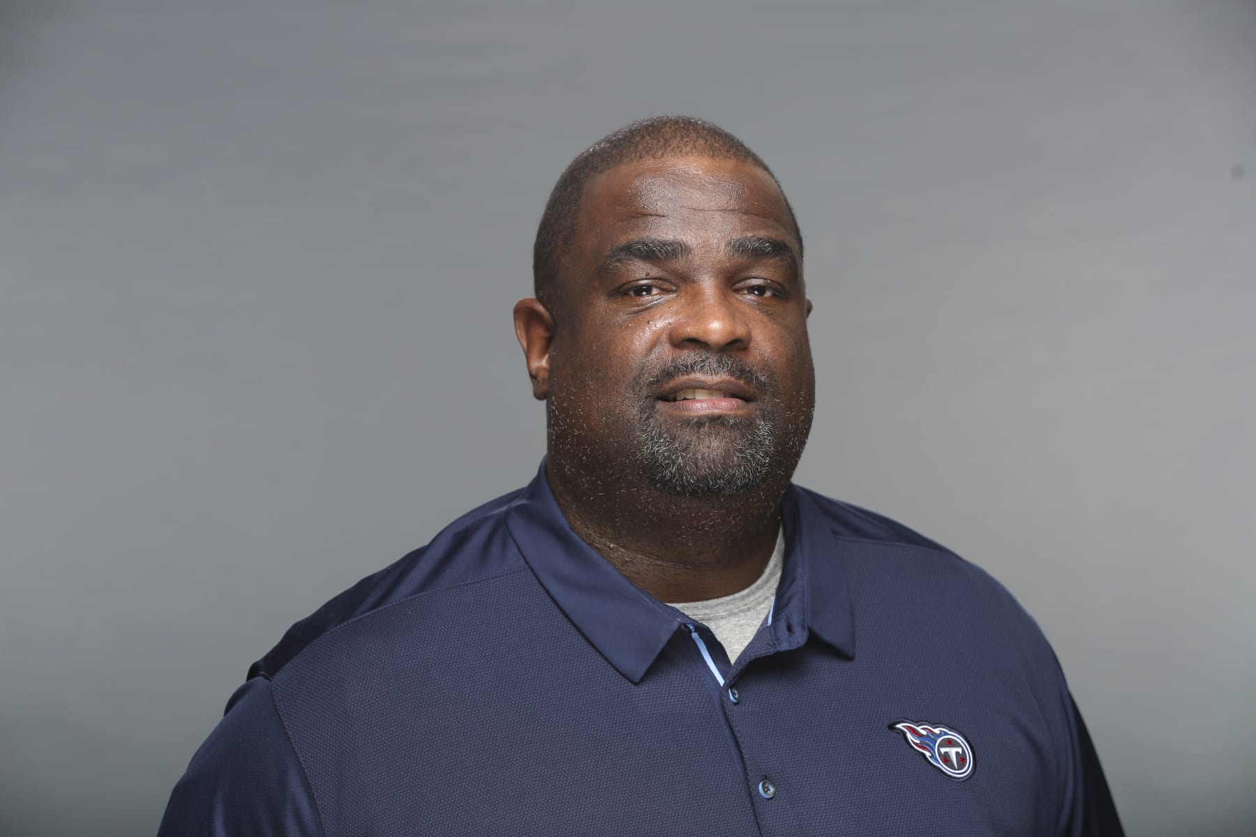 Titans' DL Coach Terrell Williams to Serve as HC vs. Bears; Mike Vrabel ...