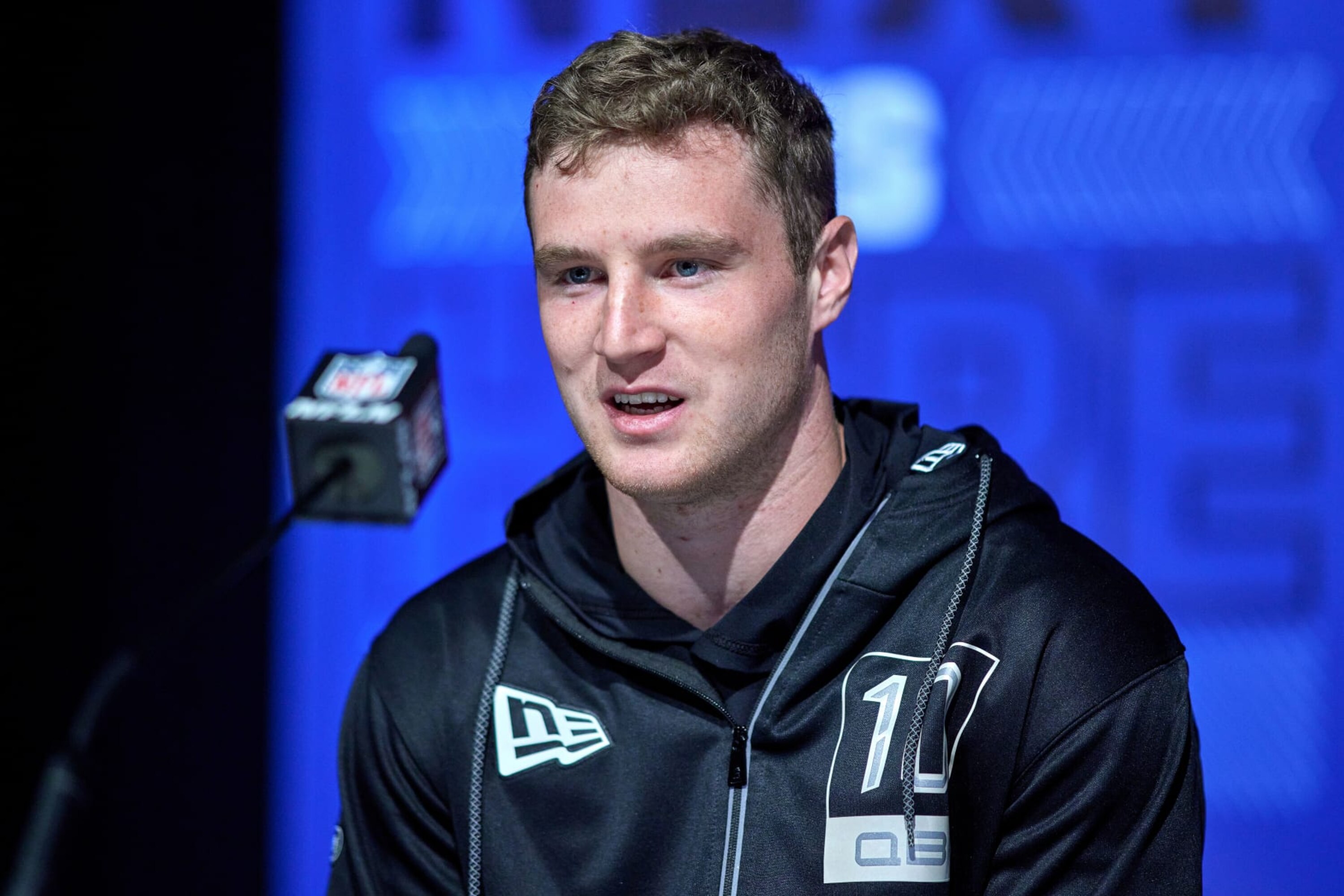 Former USFL QB EJ Perry Lands Texans Contract Behind C.J. Stroud, Mills ...