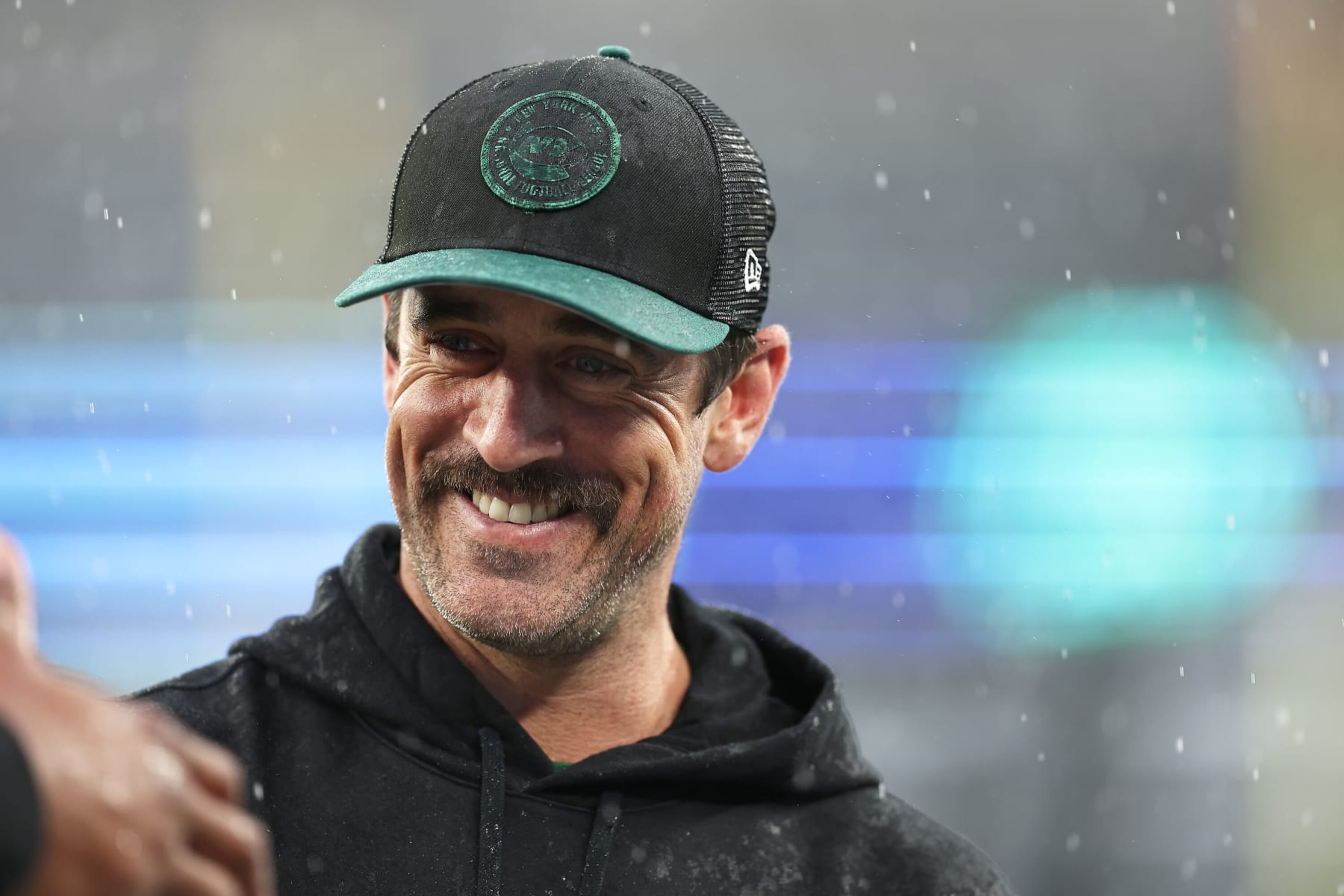Jets Players: Aaron Rodgers' Aura Is Dope; QB 'a Cool Leader' and ...