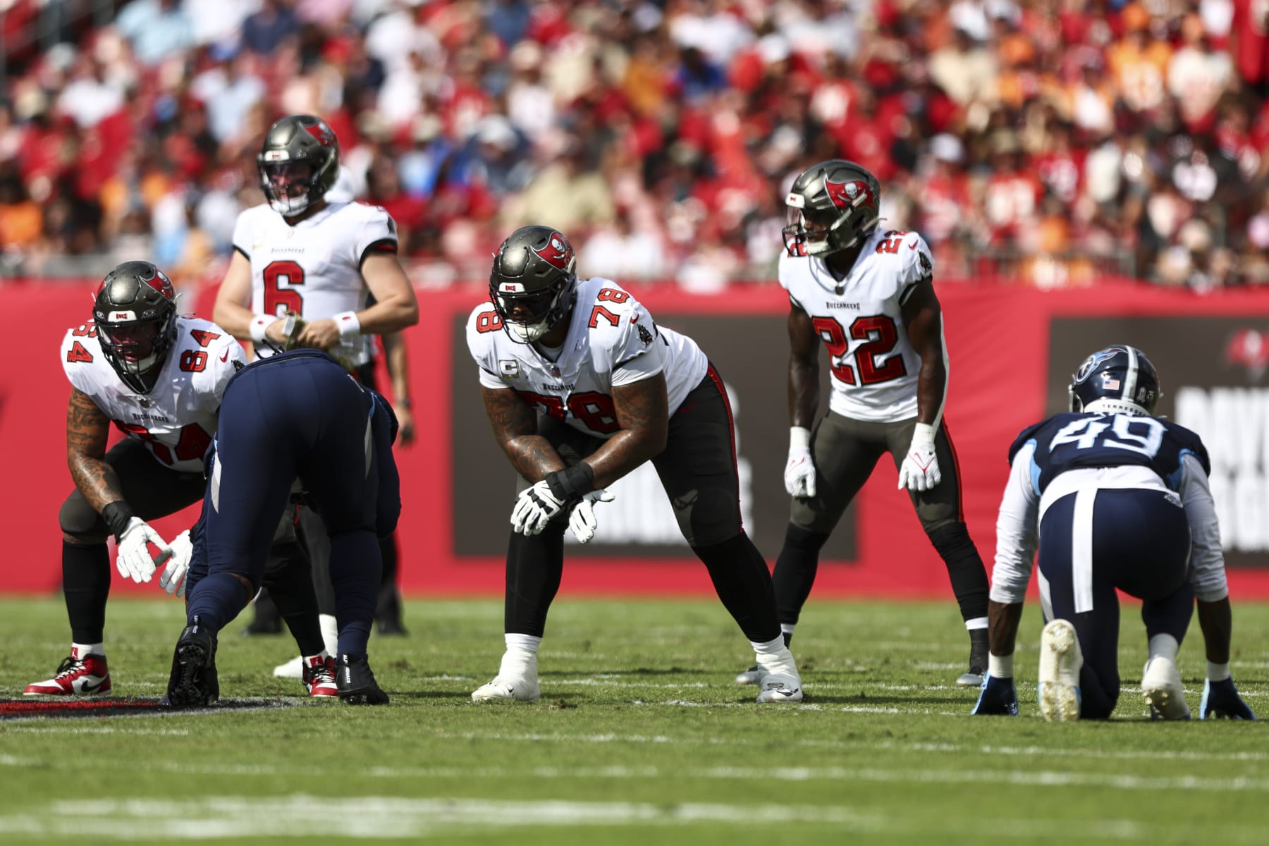 8 NFL Players Who Deserve Contract Extensions Before the 2023 Season Ends