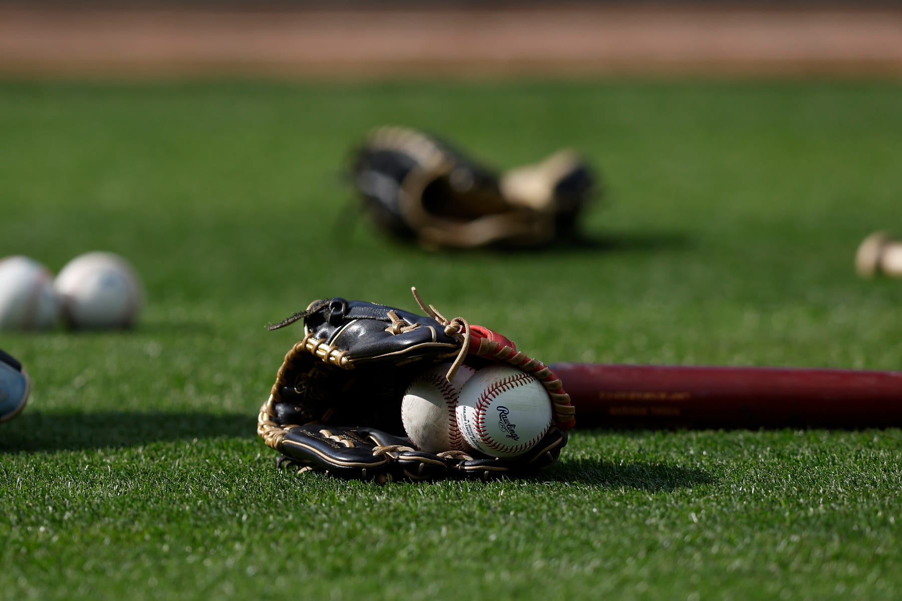 Video: ECU's Parker Byrd Becomes 1st NCAA Baseball Player with ...