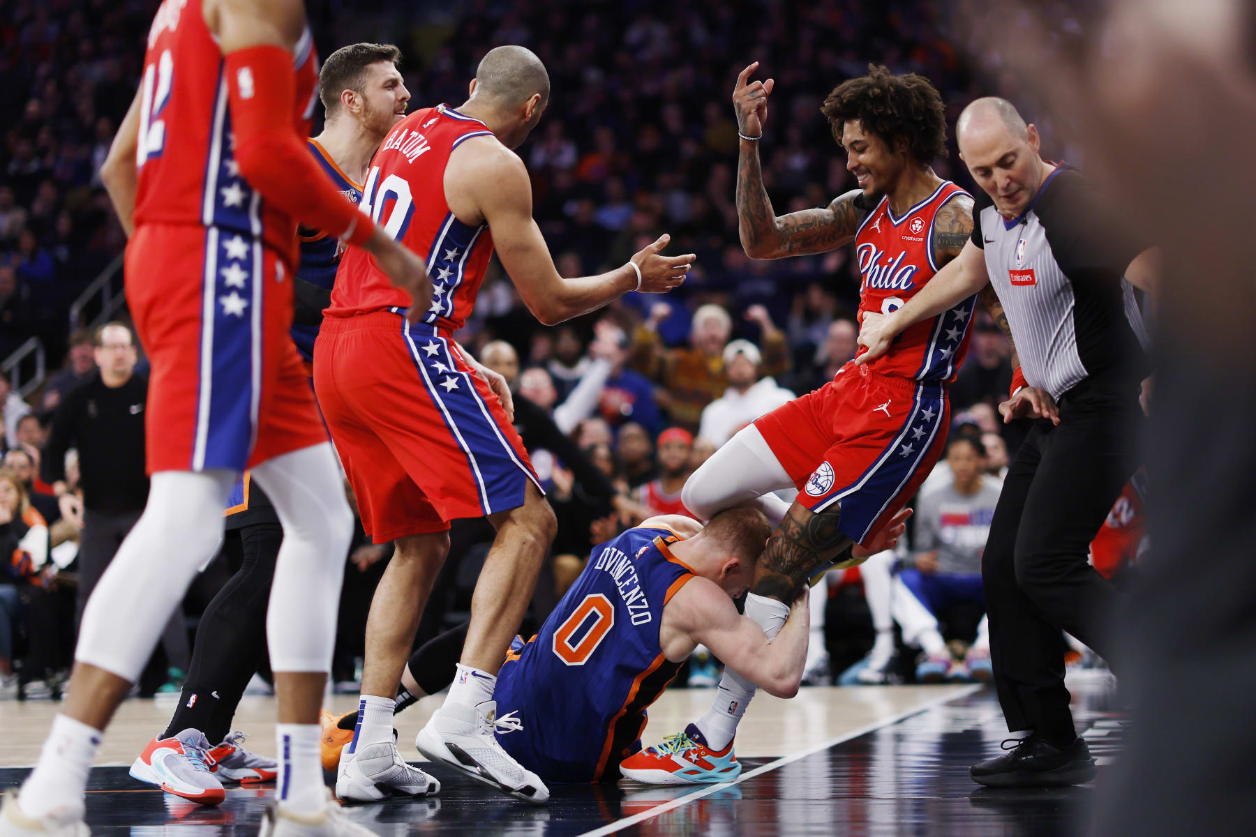 Kelly Oubre Laughs at Knicks' DiVincenzo, Hartenstein Scuffle: 'Nobody ...