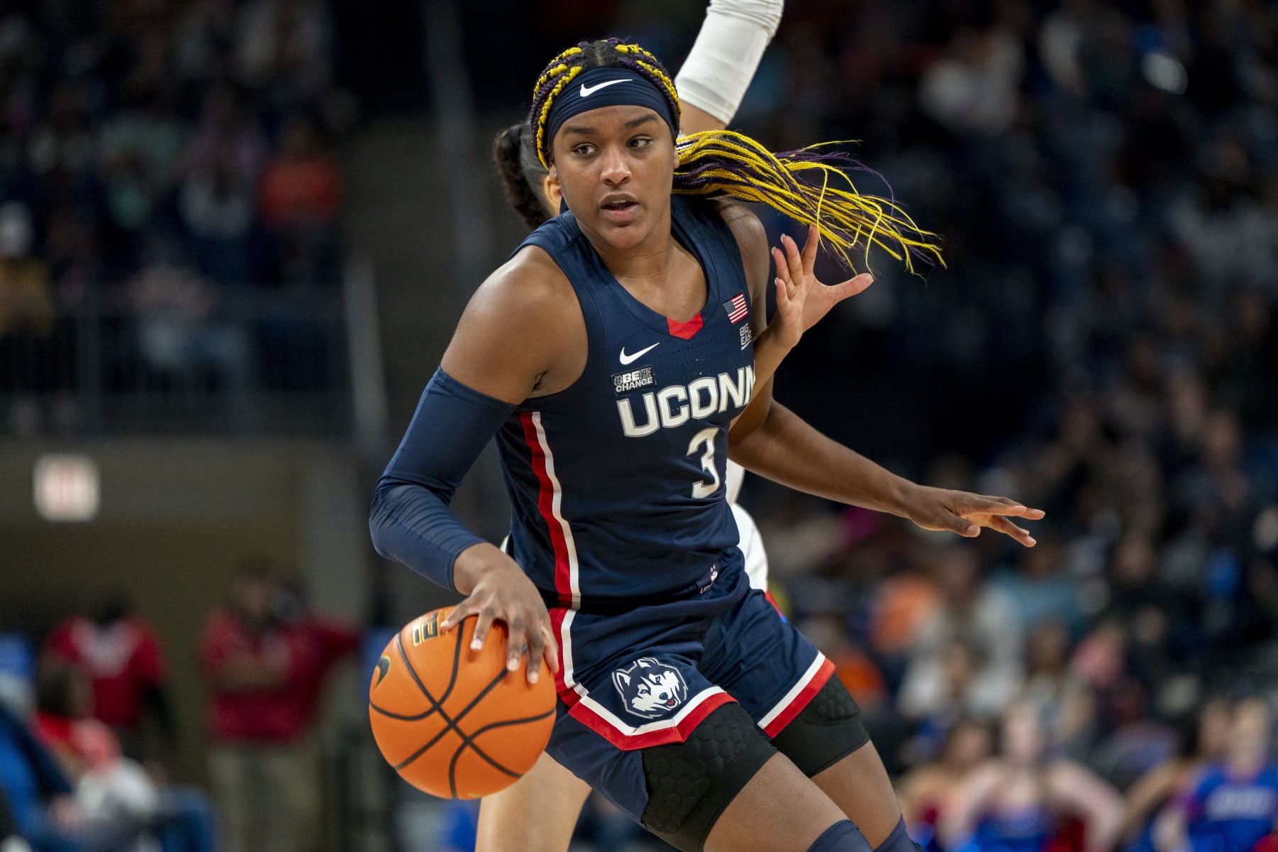 UConn's Aaliyah Edwards to Enter 2024 WNBA Draft, Forgo Final Year of ...