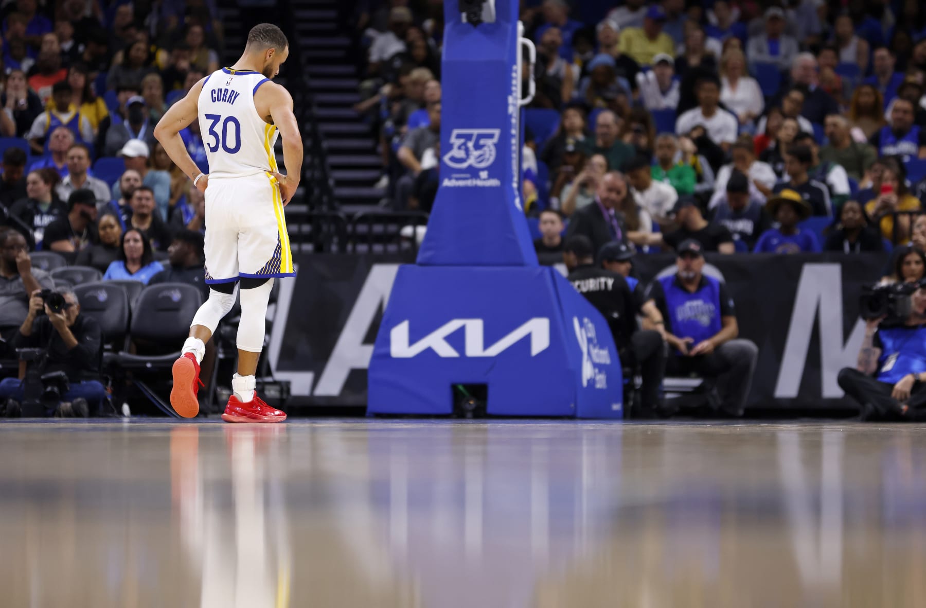 Warriors' Kerr Talks Steph Curry's Reaction to 'Unforgivable' Draymond Green Ejection