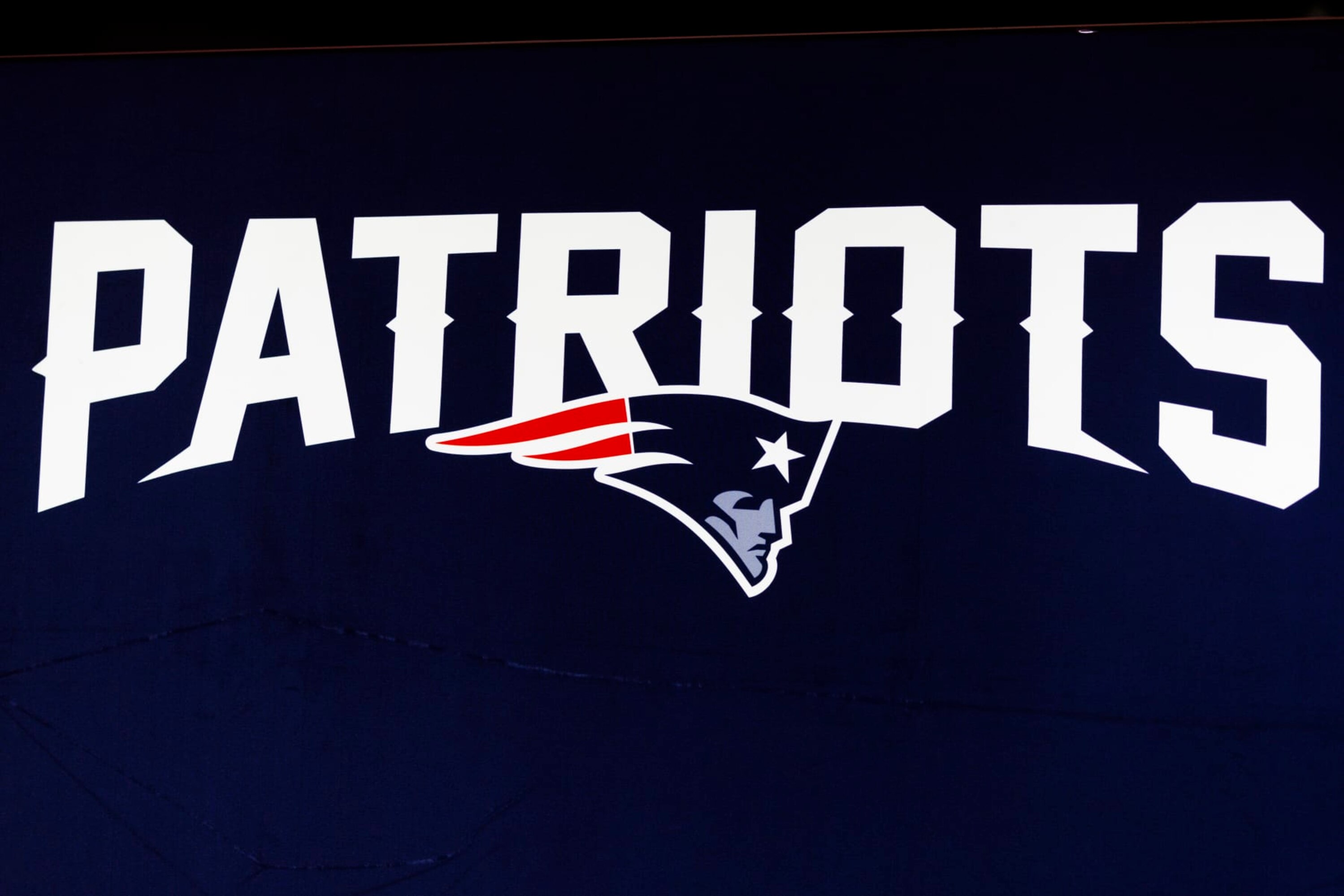 Patriots Post Meme in Response to Rumors of New Alternate Logo on ...
