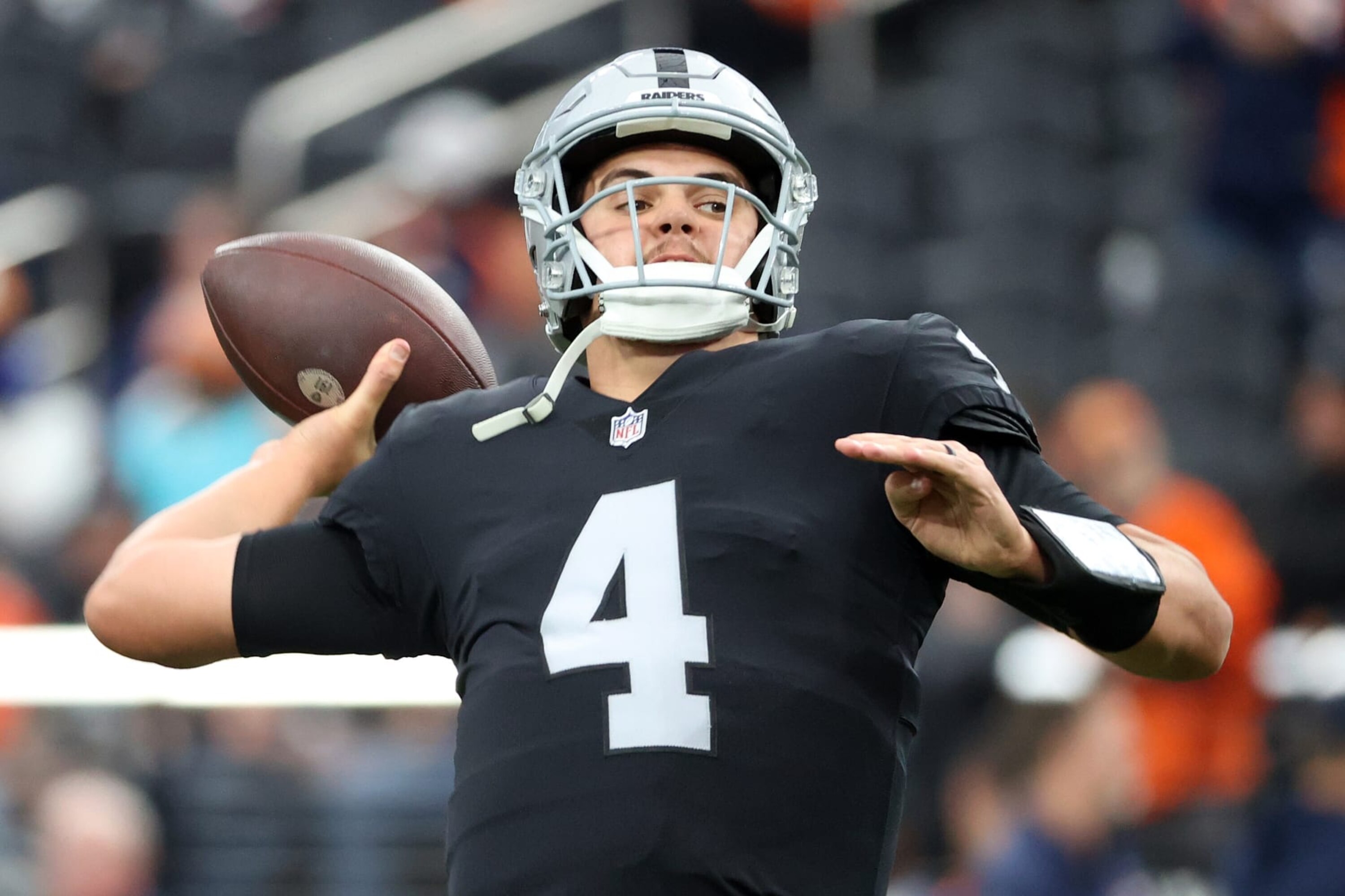 Raiders' Aidan O'Connell: 'It Felt Disrespectful' to Wear Derek Carr's ...