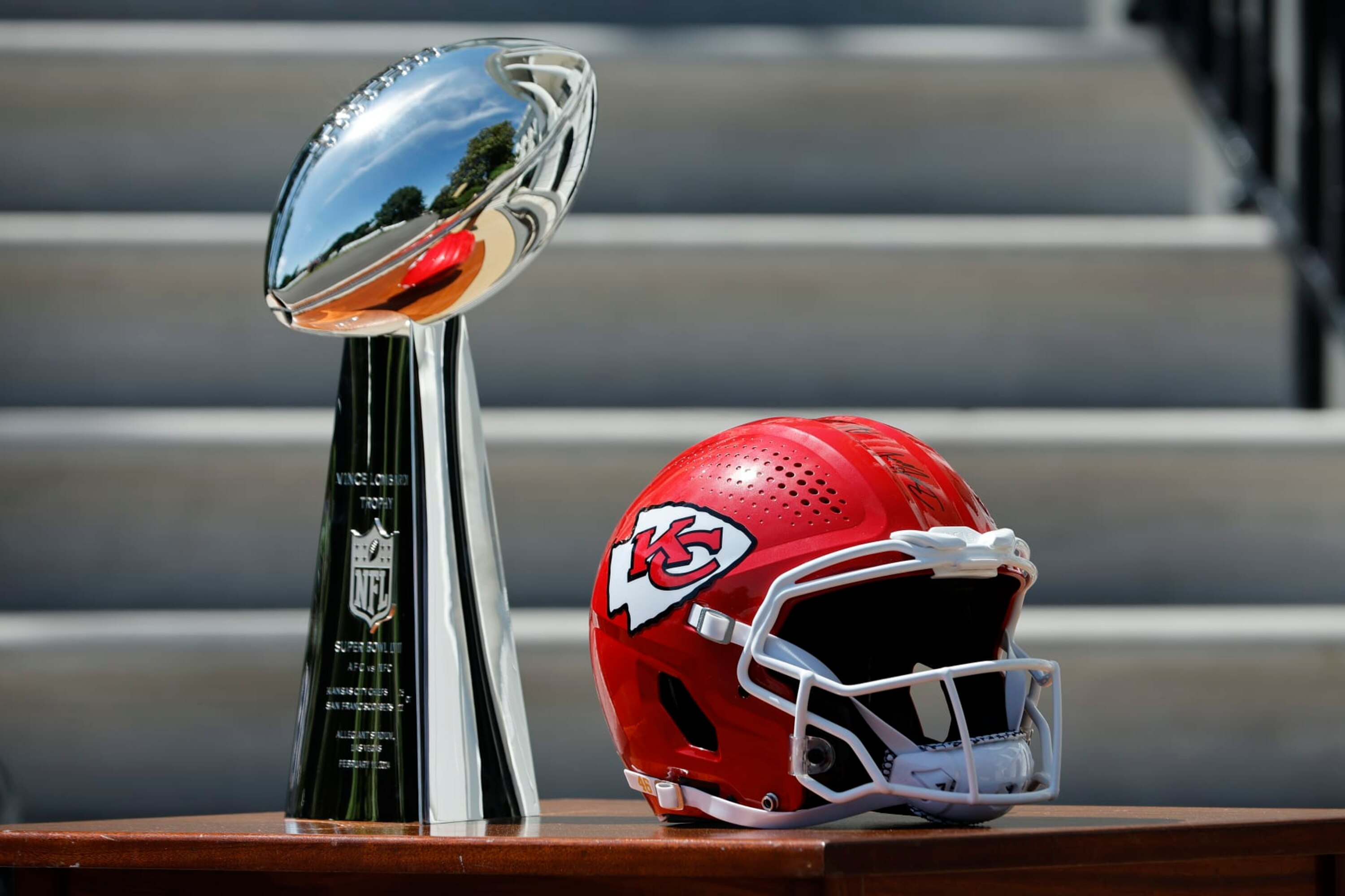 Video: Chiefs Unveil Super Bowl 58 Championship Rings Celebrating Back ...