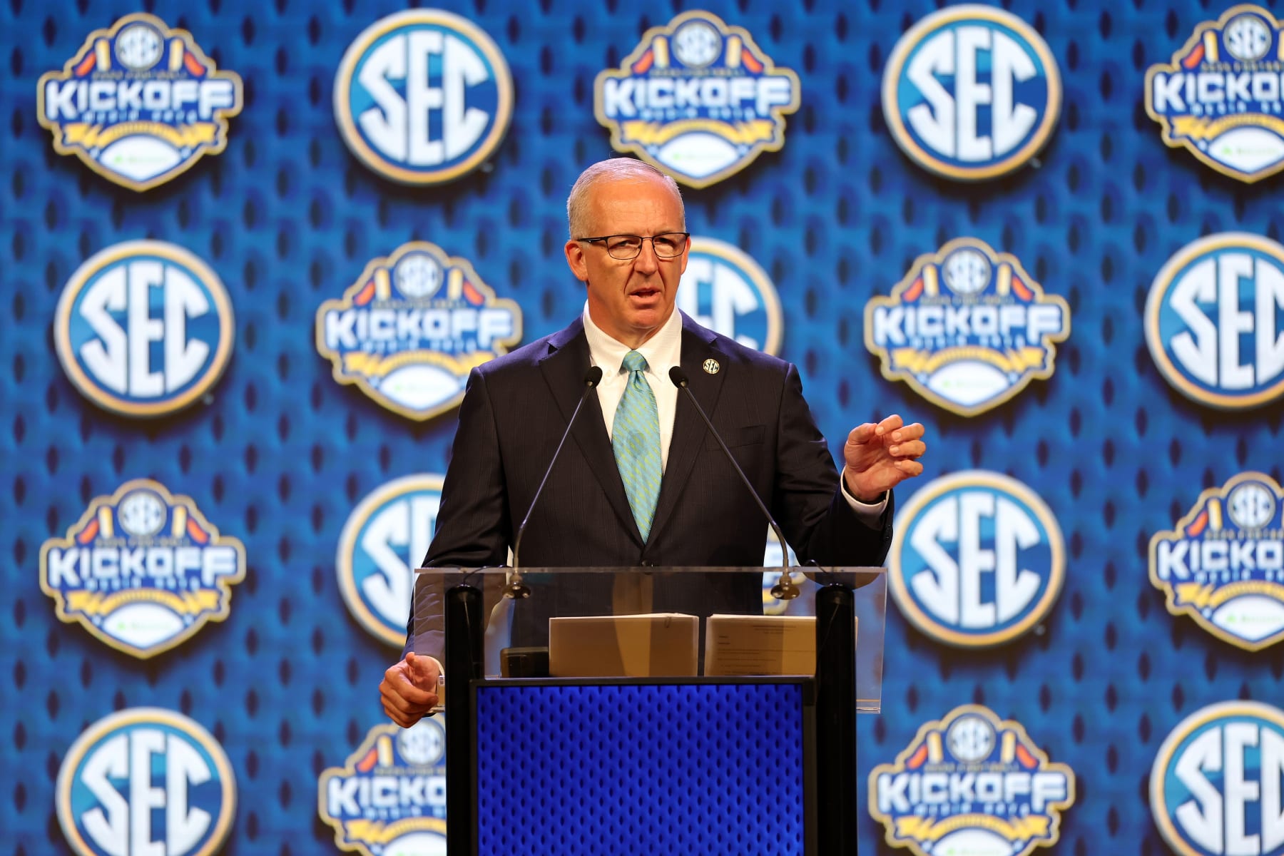 SEC Commissioner Not Recruiting Schools to Conference Amid FSU, Clemson ...