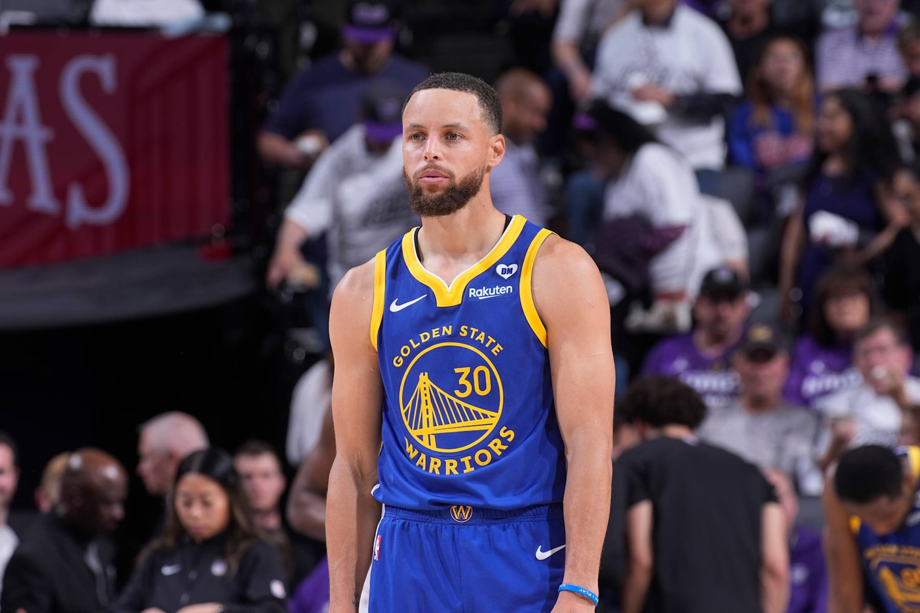 NBA Rumors: Steph Curry, Warriors Not Likely to Hold Contract Talks in ...