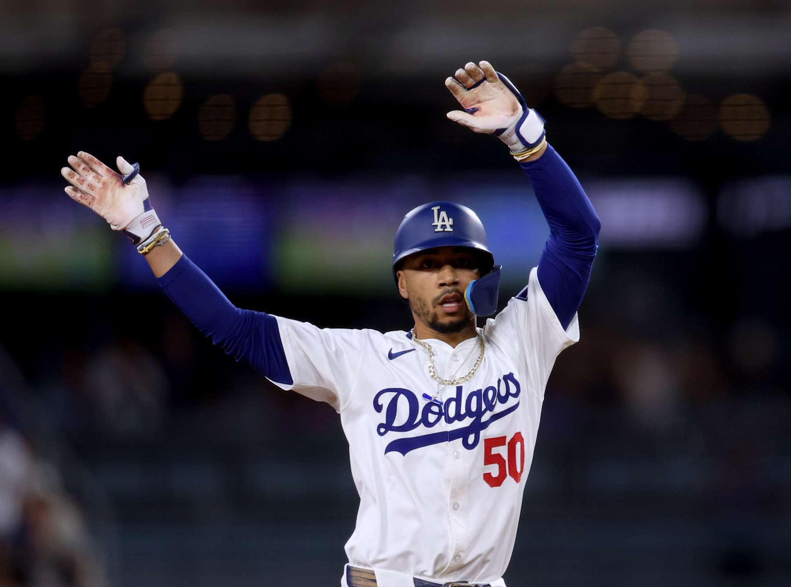 The Latest 2024 MLB Playoff Race Predictions With 2 Weeks to Go