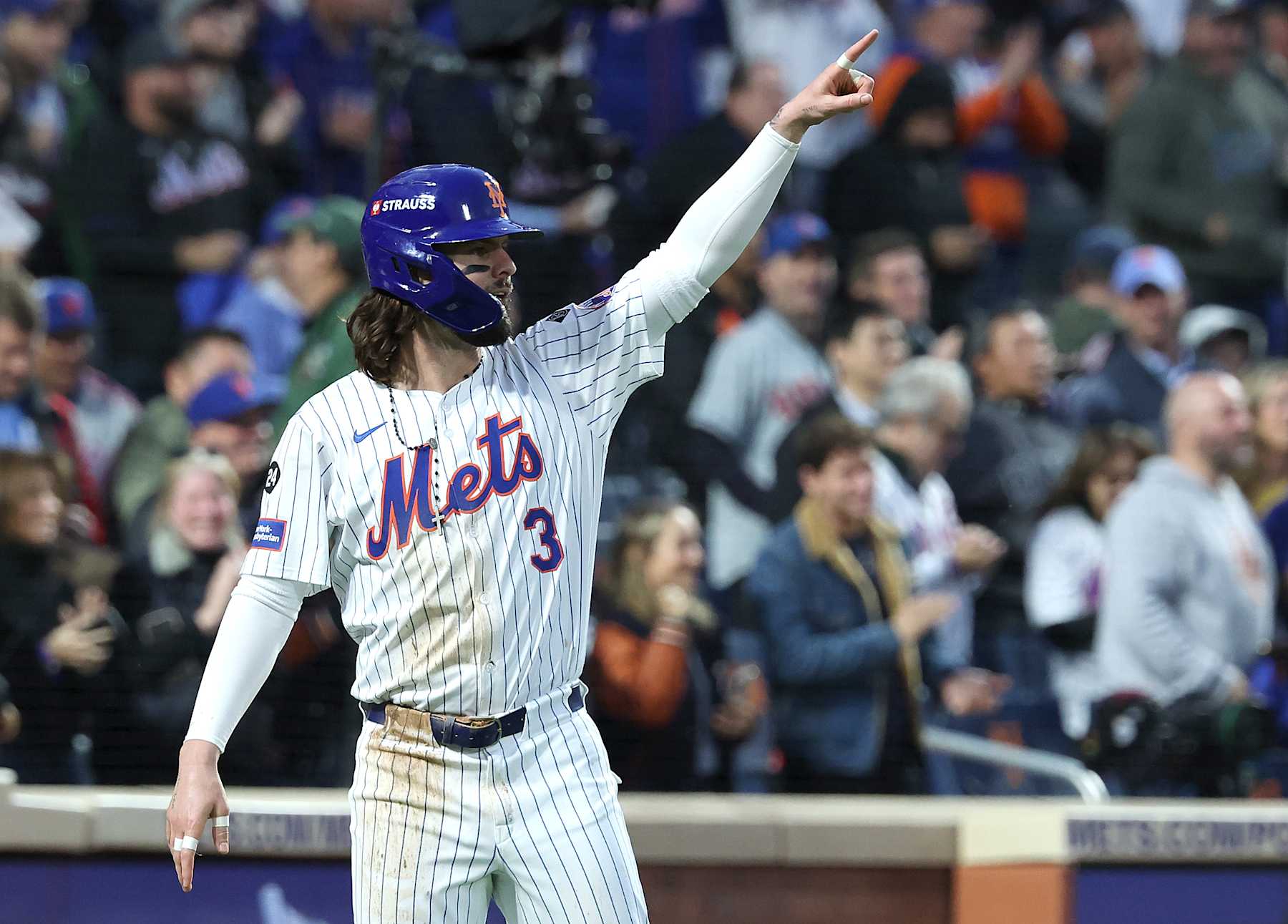 Video: Jesse Winker Reacts to Mets' Rare Strikeout Feat vs. Dodgers in ...