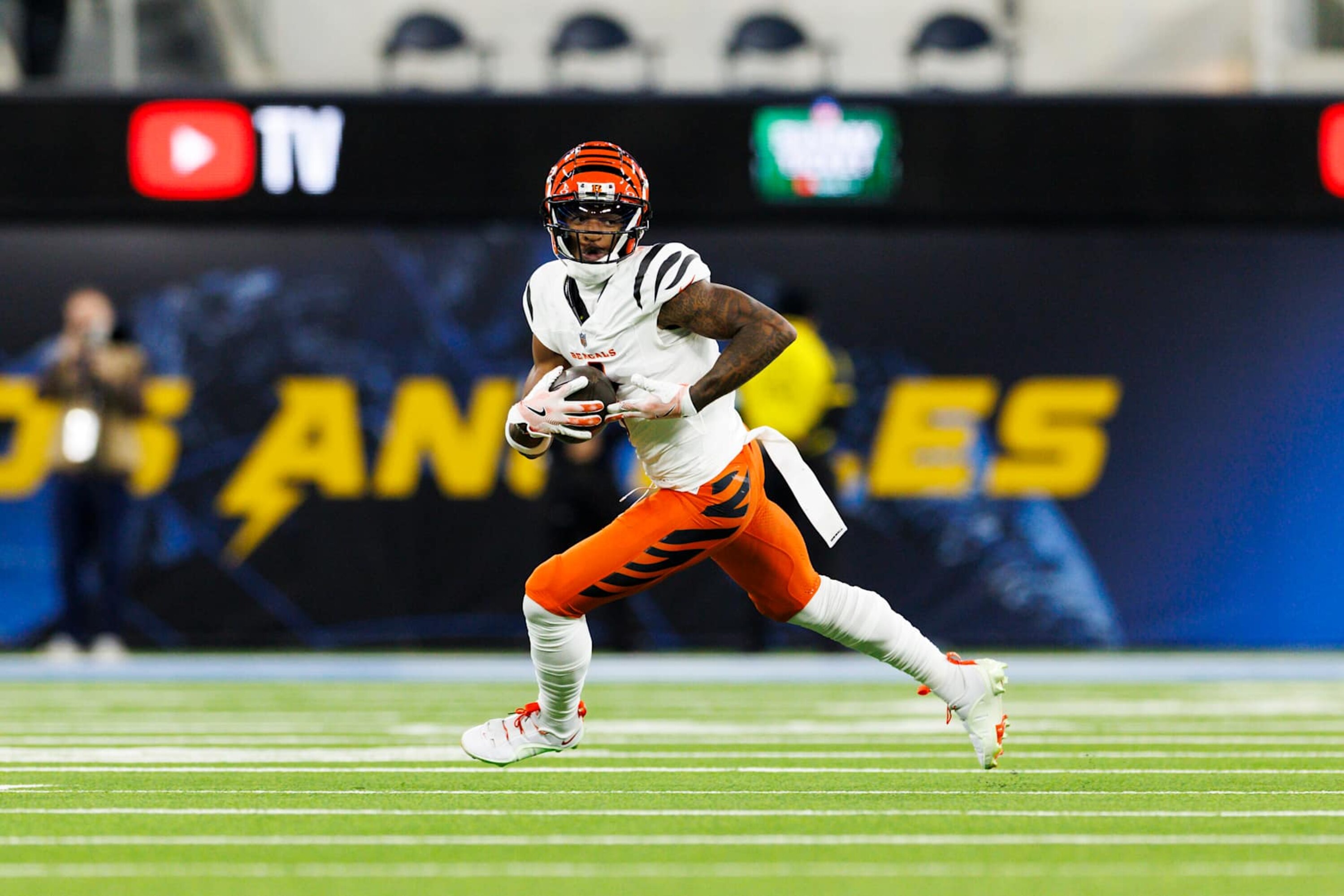 NFL Insiders: Ja'Marr Chase 'Strikes More Fear' in Teams Than Justin ...