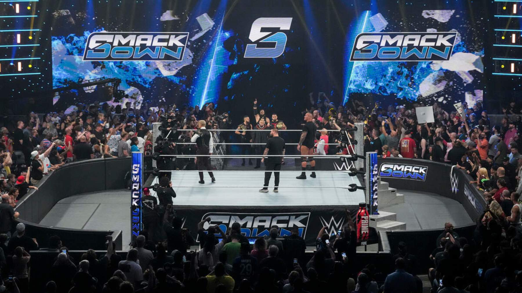 WWE SmackDown at a Crossroads, Kenny Omega's 2025 AEW Outlook, More ...