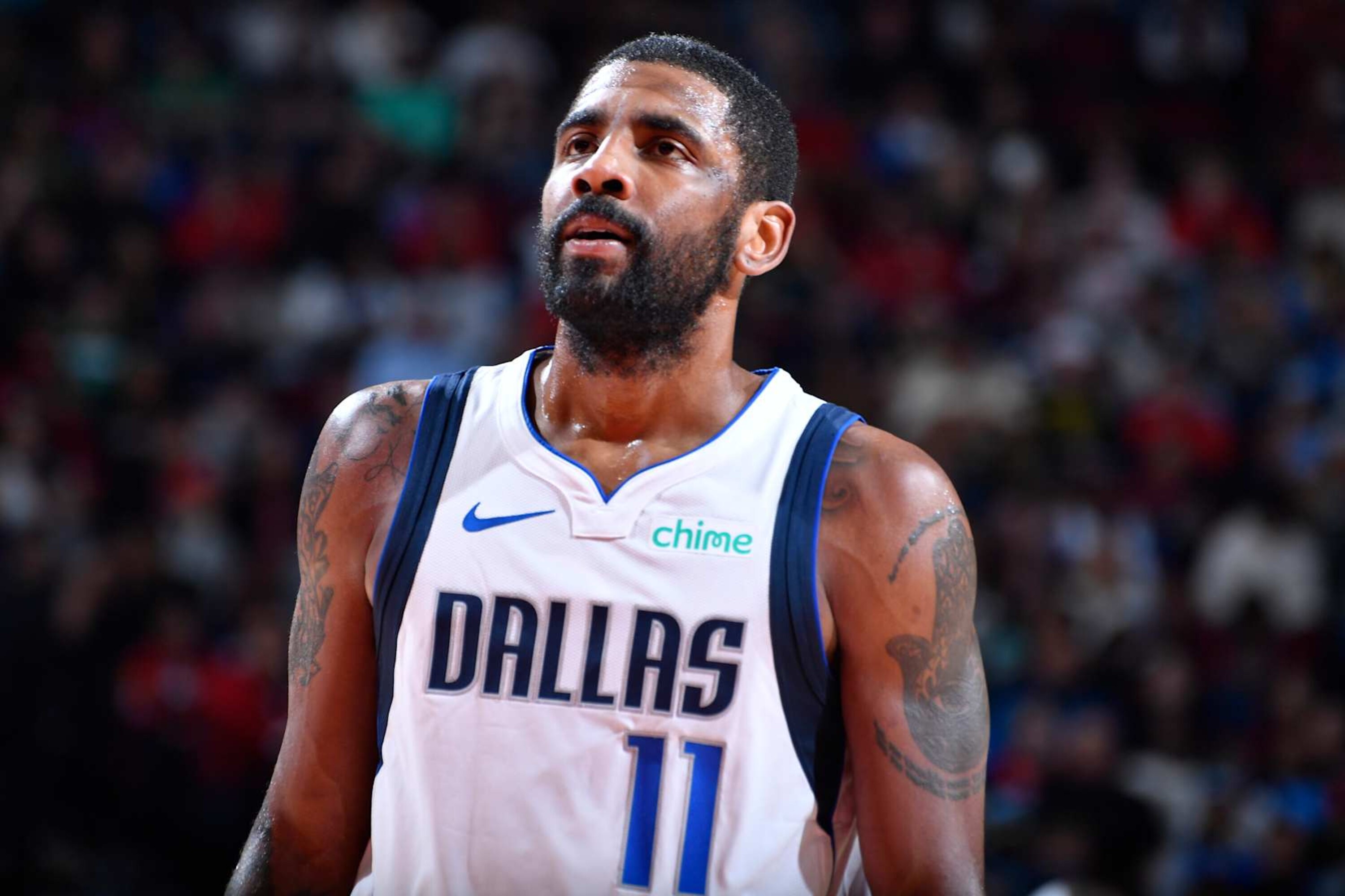 Photo: Kyrie Irving, ANTA Launch New Signature Shoe; Sign LeVert ...