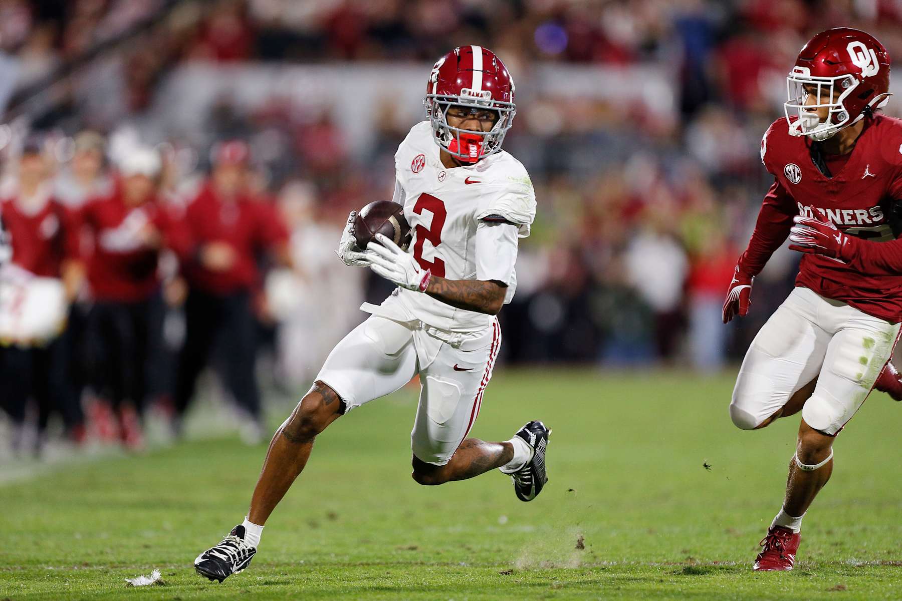 Ranking Top Options to be Cover Star of EA Sports College Football 26 ...