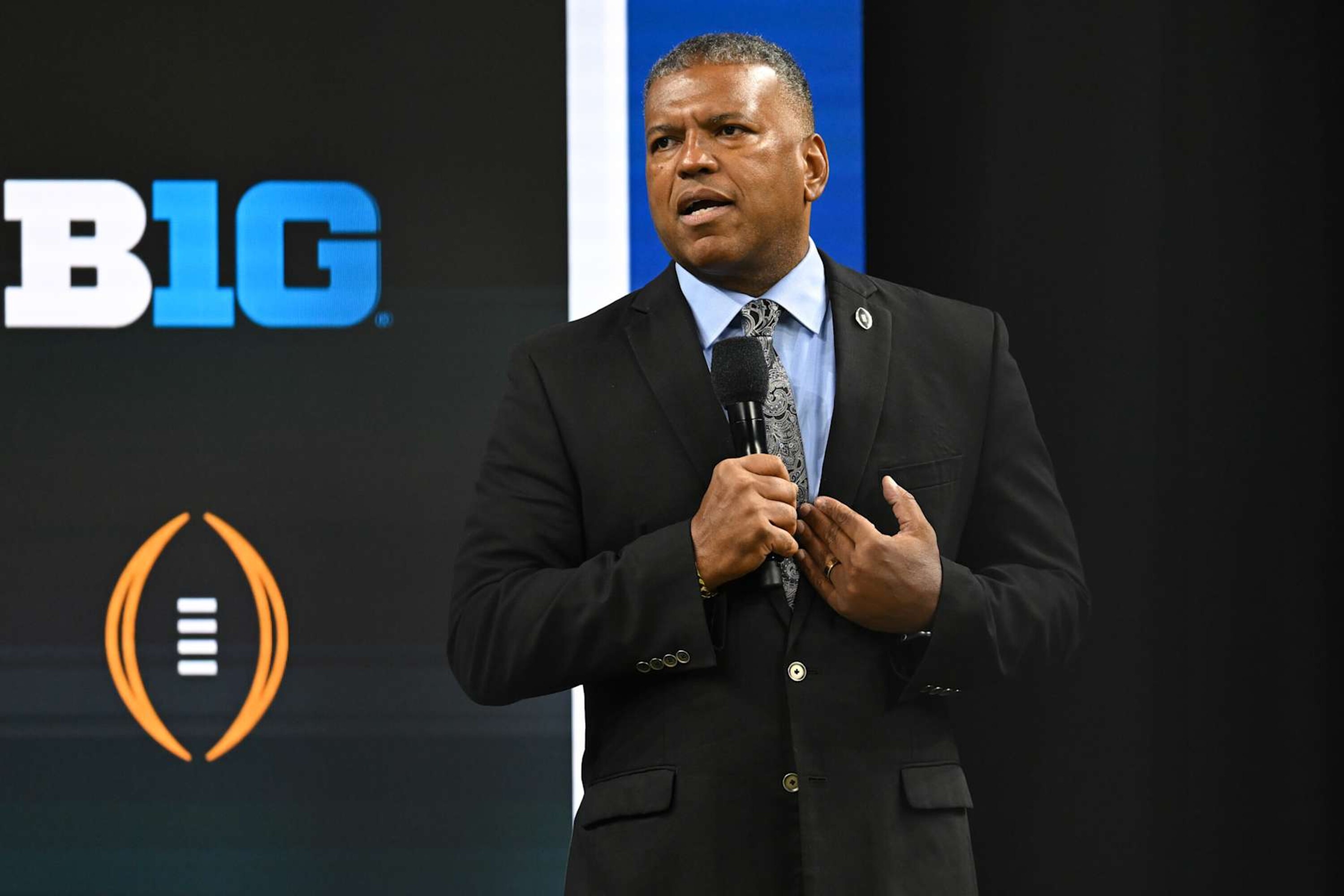 CFP Director: NFL 'Committed' to Collaborating on Future Schedules to ...