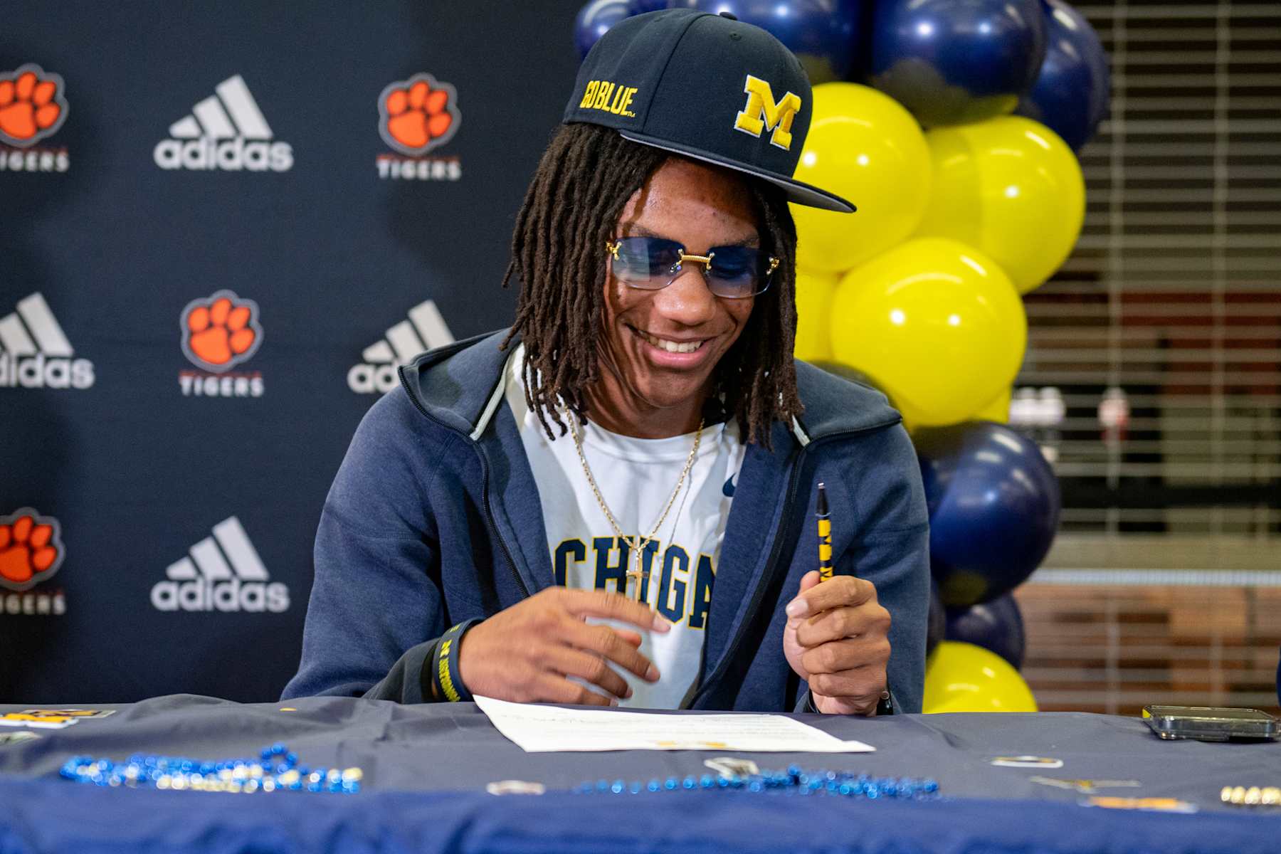 Michigan Football Recruiting 2025: Top Remaining Recruits, Class ...