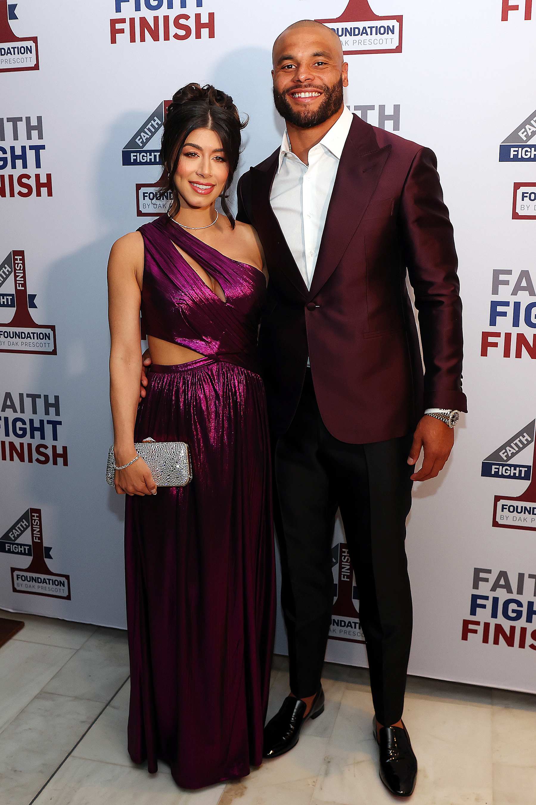 Cowboys' Dak Prescott, Girlfriend Sarah Jane Ramos Reveal Pregnancy in SI Swim Photo