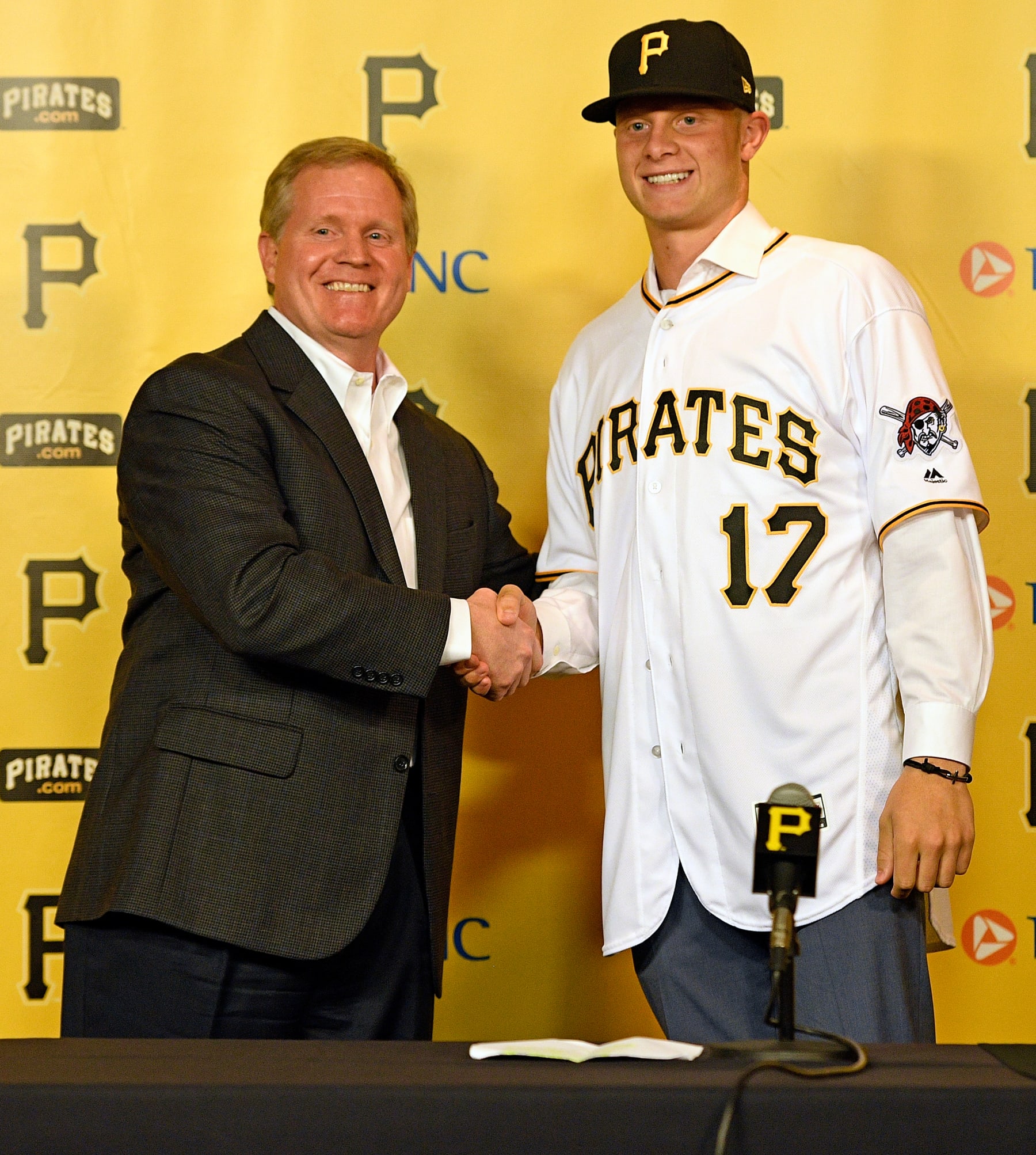 Grading Every MLB Team's 2017 Draft Haul 6 Years Later