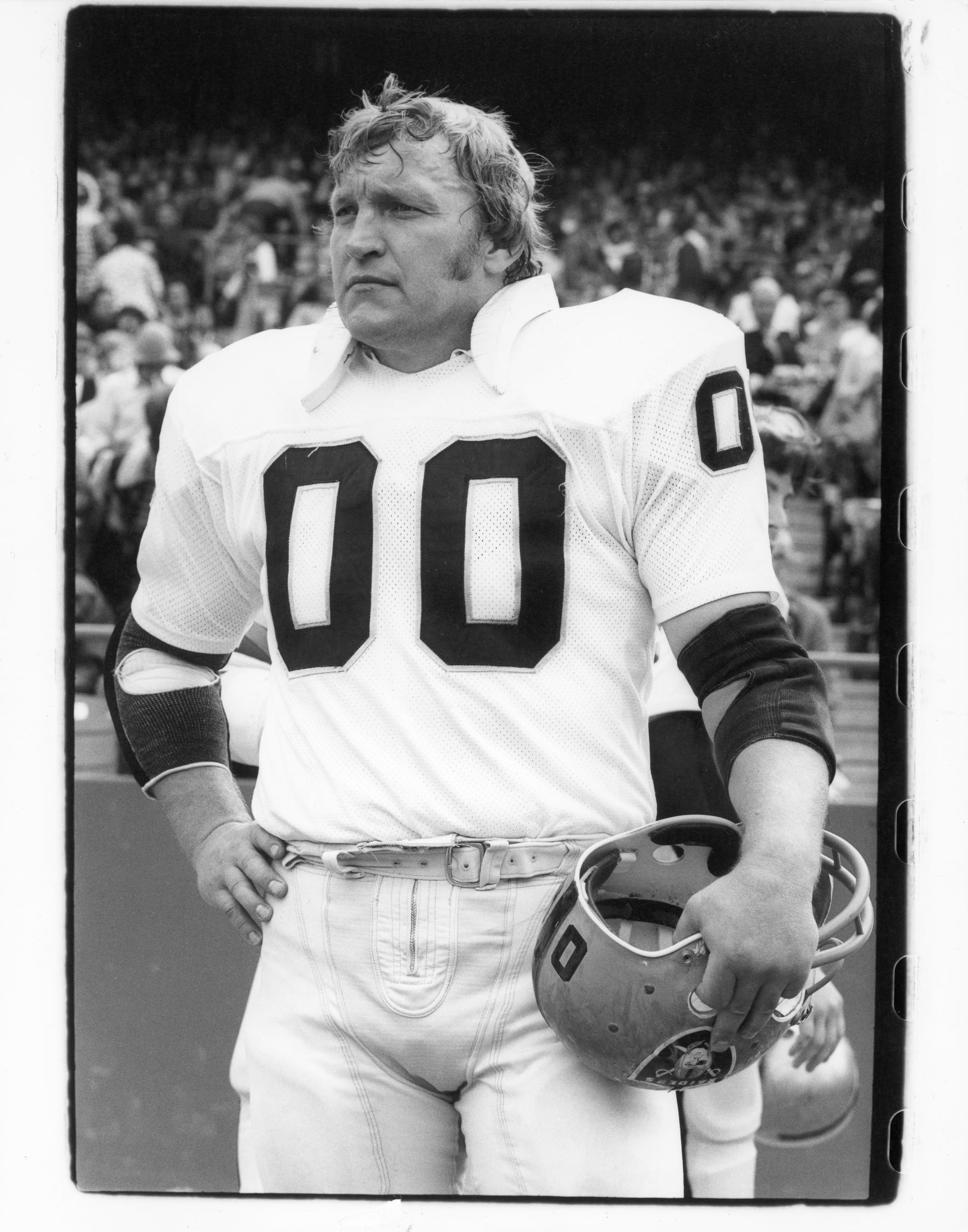 Jim Otto, Raiders Legend and Pro Football HOFer, Dies at 86