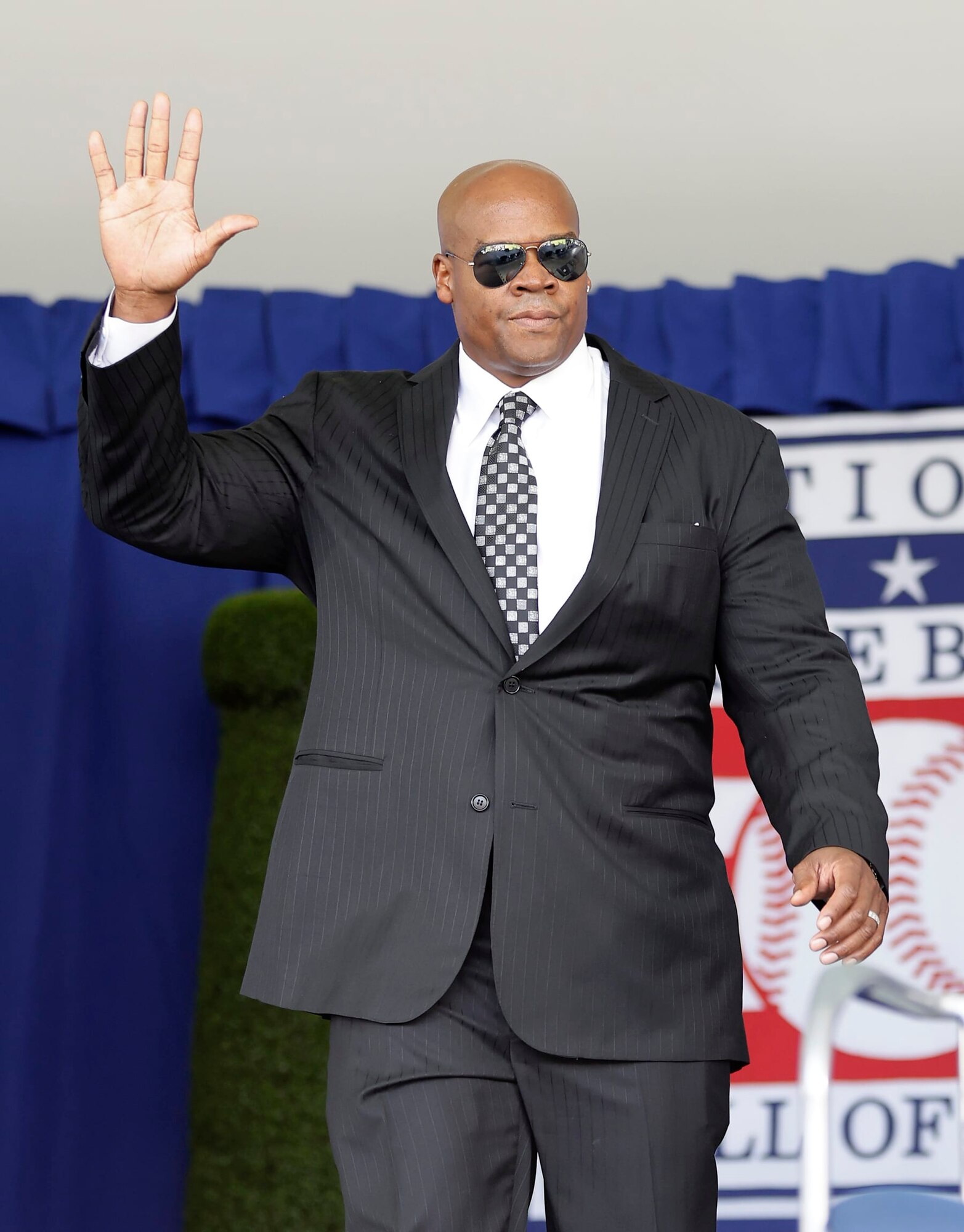 MLB Legend Frank Thomas 'Alive and Doing Well' After Fox News In ...