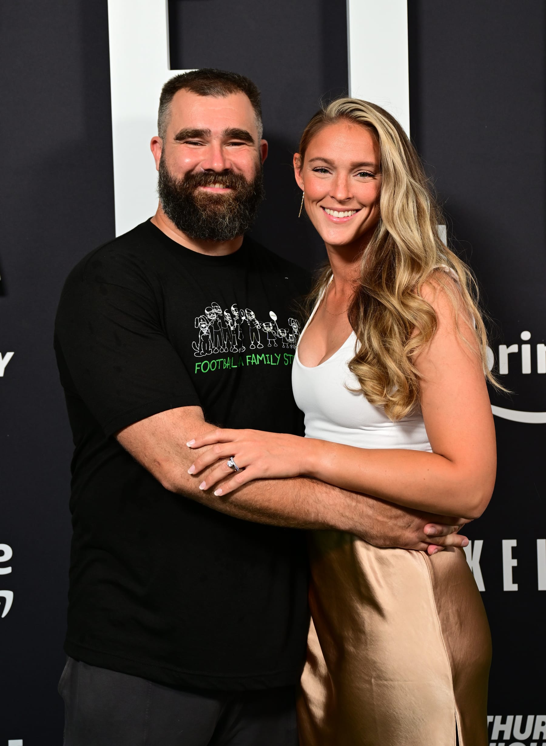 Jason Kelce, Wife Kylie Get Apology from NJ Mayor, Fan Following Video of Altercation