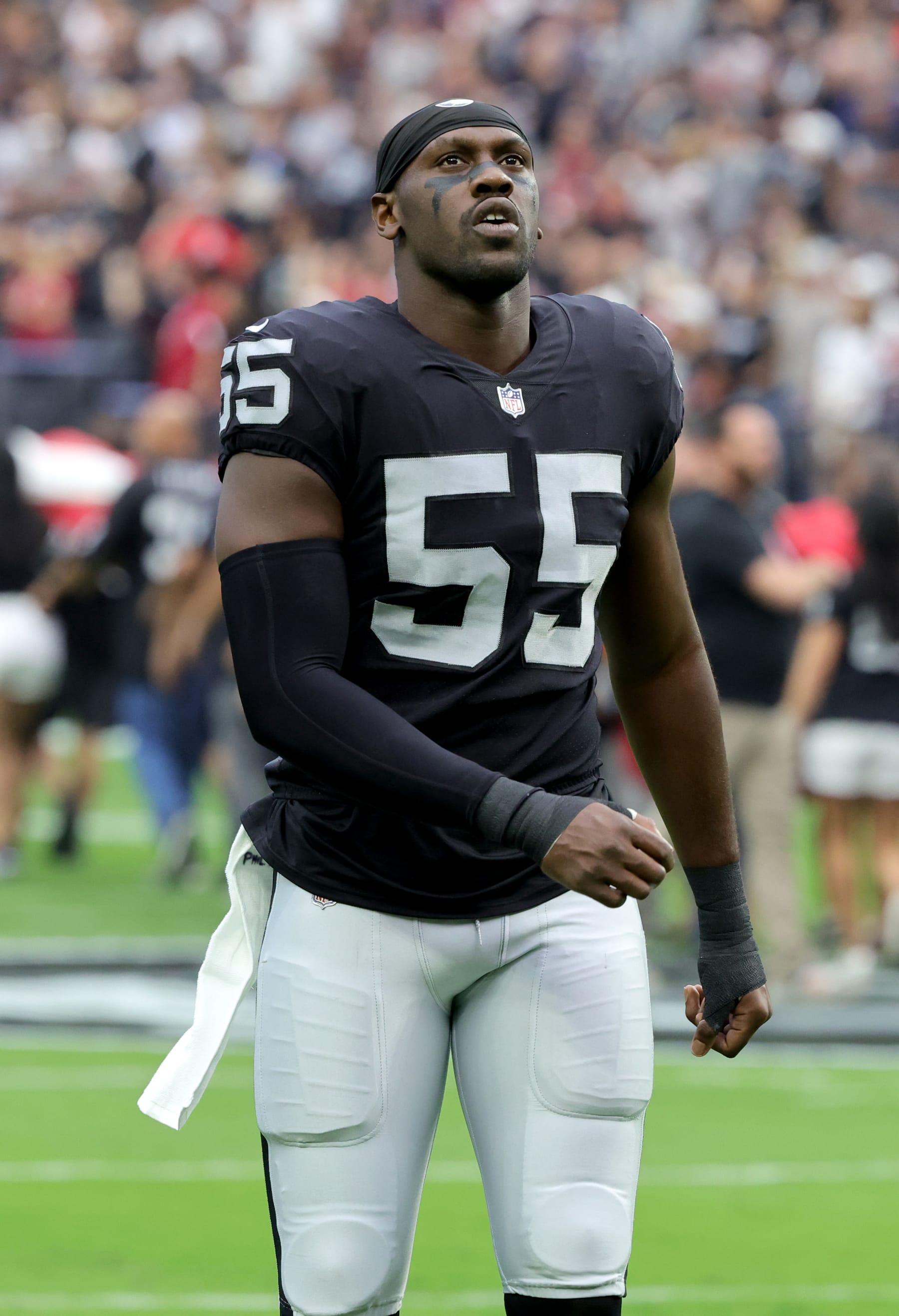 Raiders' Chandler Jones Says He Was Hospitalized 'Against My Will' by ...