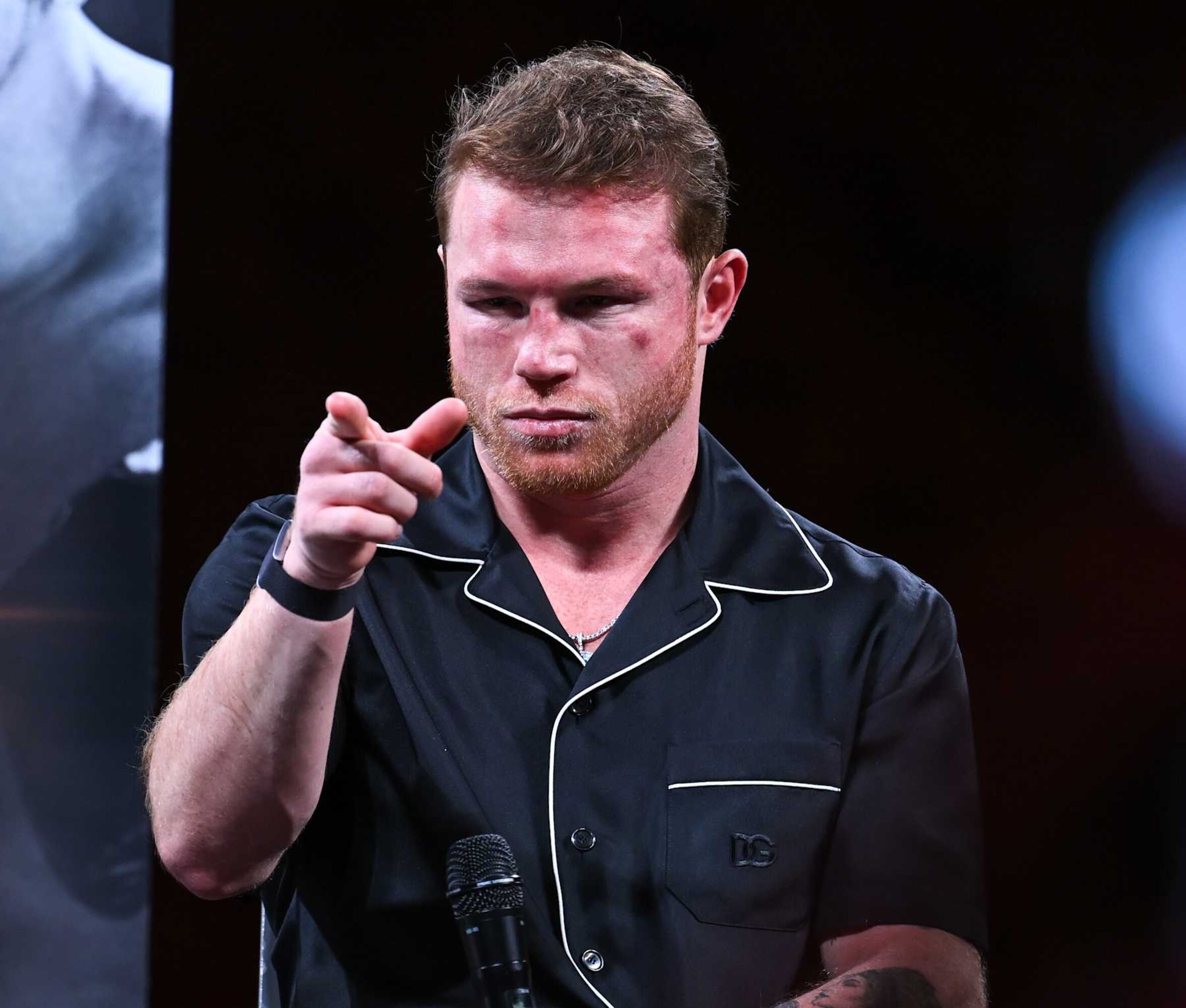 Report: Jake Paul, Canelo Álvarez Finalizing Contract for Boxing Fight ...