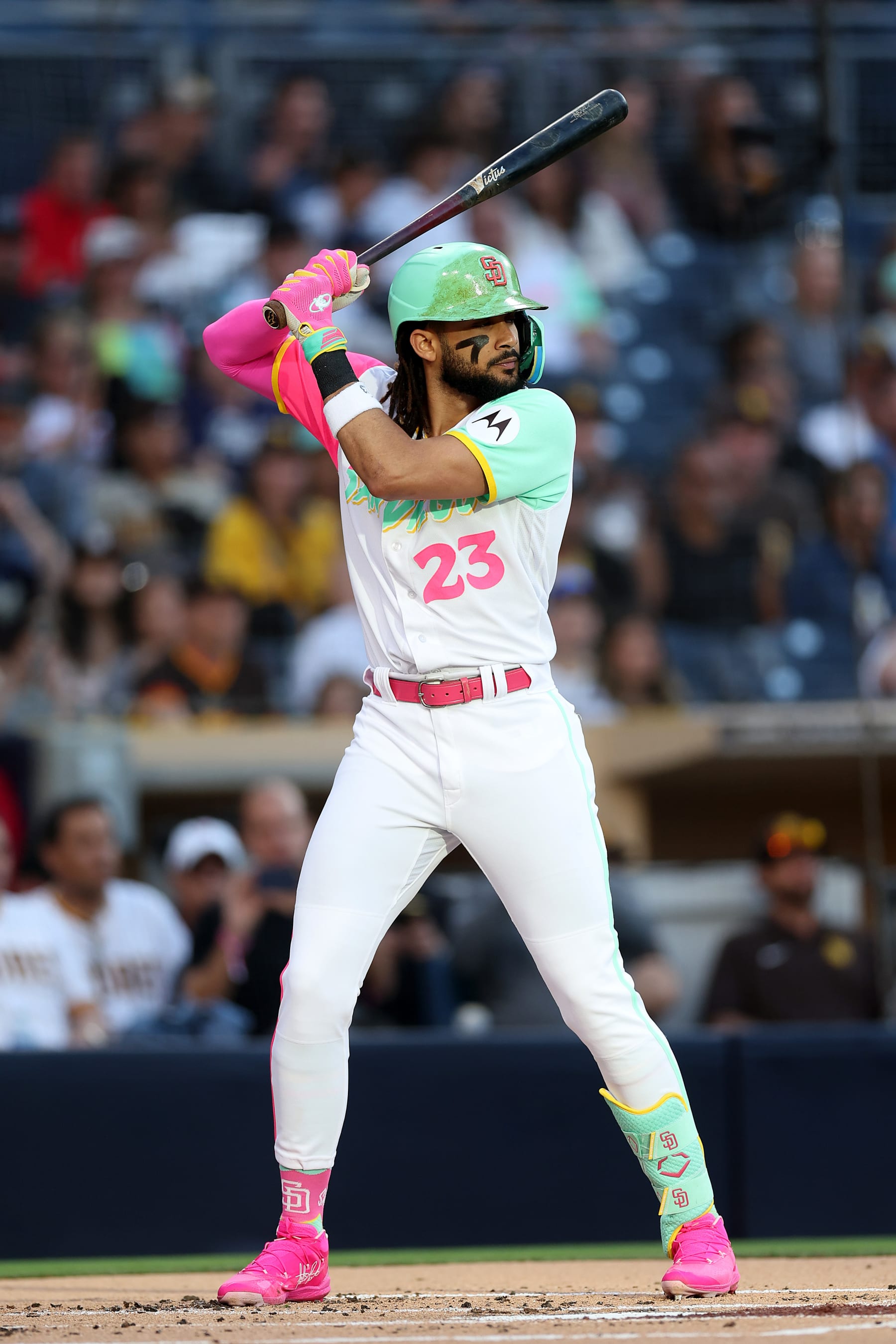 Ranking Shohei Ohtani and MLB's 10 Hottest Hitters in June