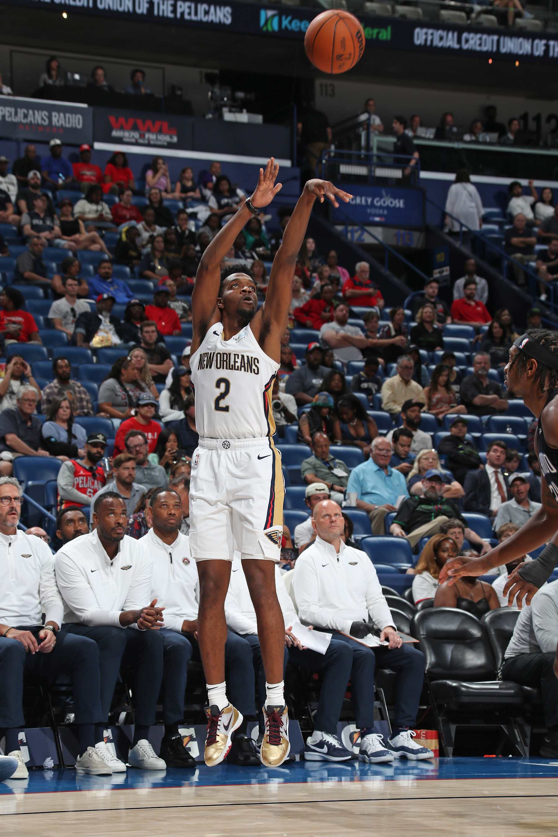 NBA Rumors: Pelicans' Herb Jones Could Be Starting Center Alongside ...