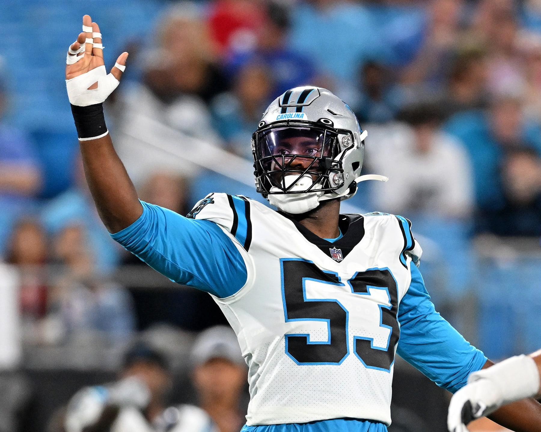 ESPN: Rams 'Lurking' in Pass-Rush Trade Market; LA Was 'in Heavy' on ...