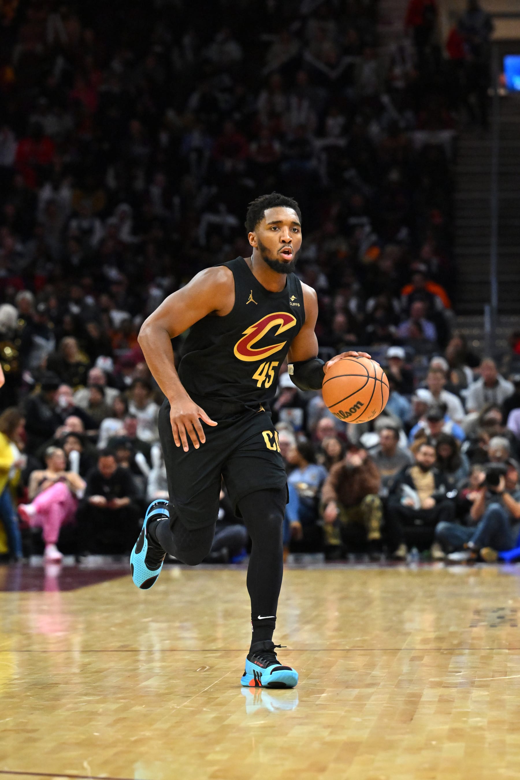 Knicks' Hypothetical Blockbuster Trades to Shake up NBA Offseason