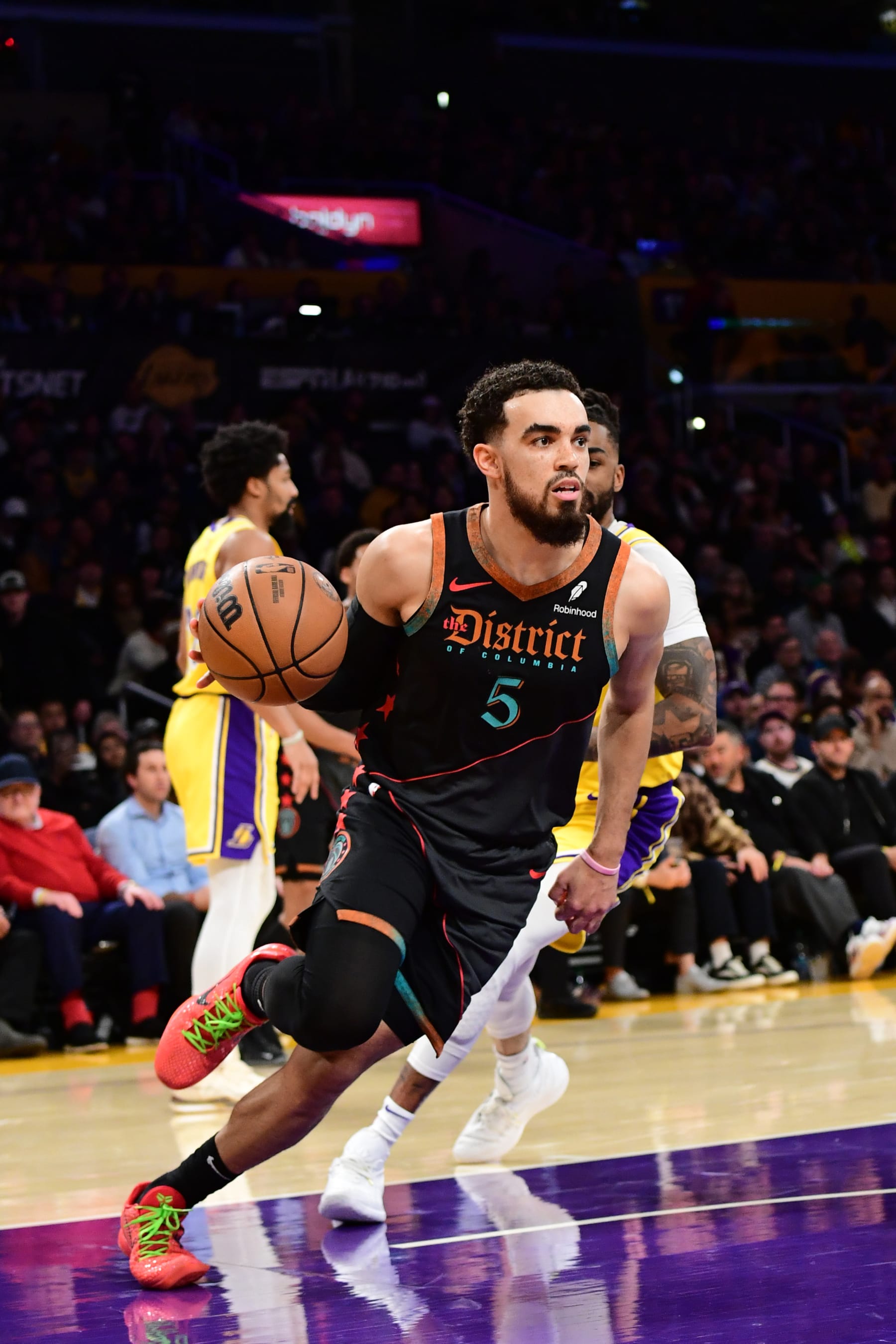 Lakers Minimum Contracts to Pursue as Late NBA Free Agency Steals