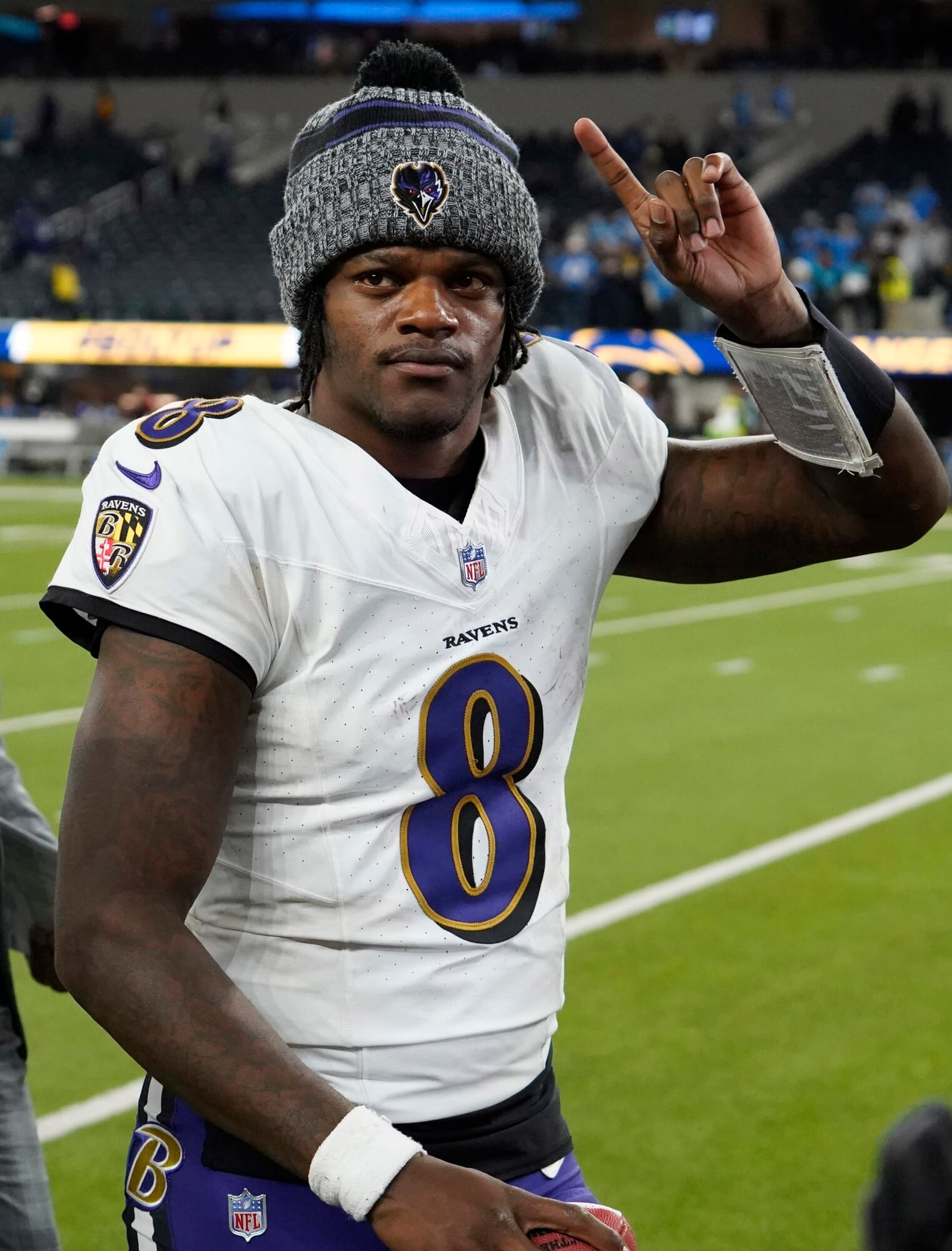 Ravens' Lamar Jackson Misses Practice with Illness Ahead of Week 14 vs ...