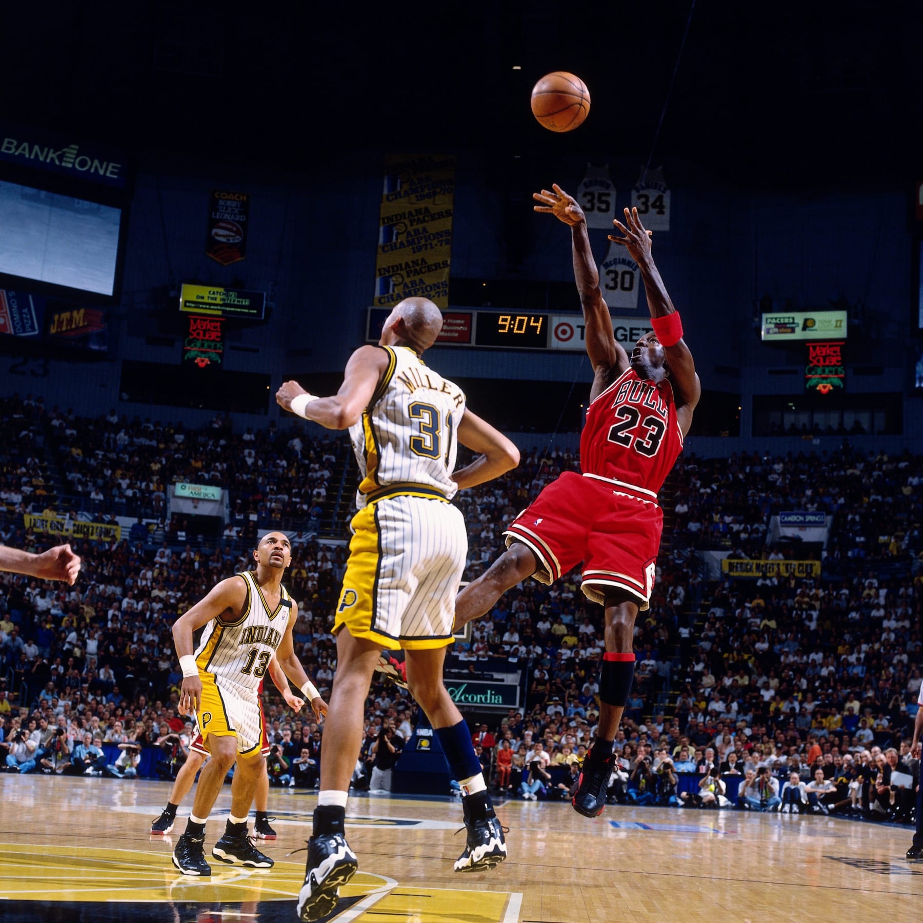 Eurostep or Killer Crossover? Ranking the Filthiest Signature Moves of ...