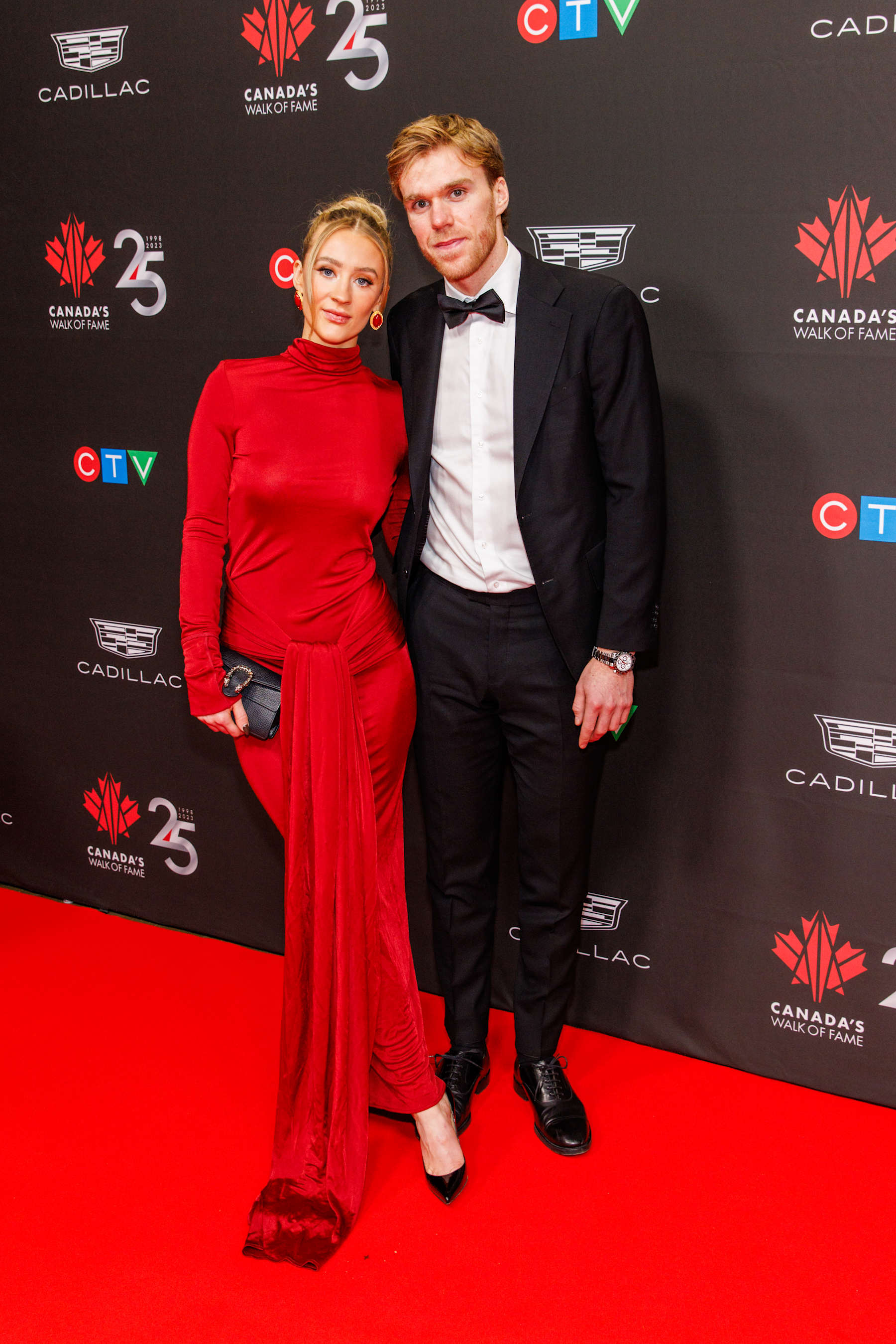 Photo: Oilers' Connor McDavid, Designer Lauren Kyle Get Married During ...