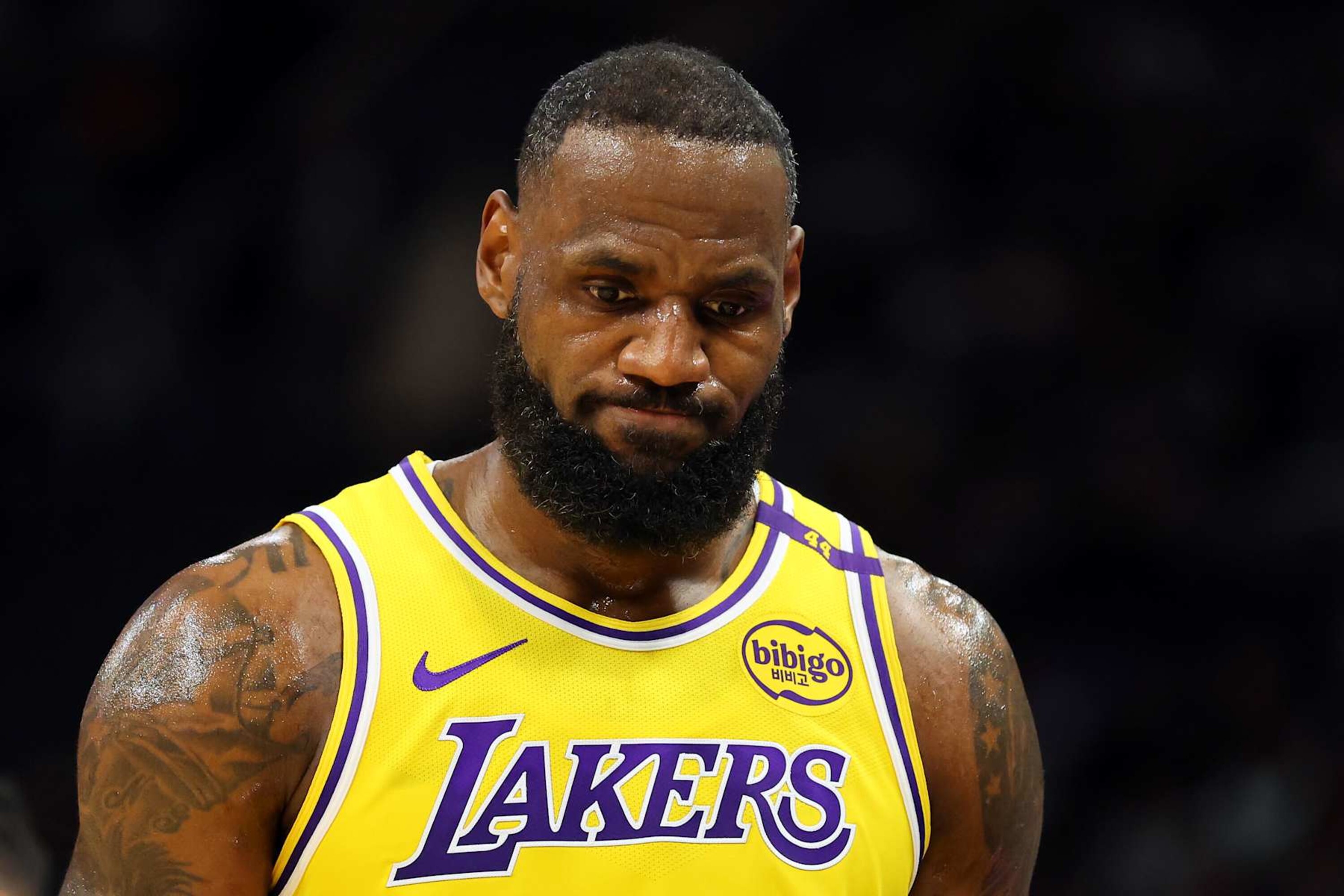Lakers' LeBron James 'Sick' After Browns Trade Amari Cooper to Bills ...