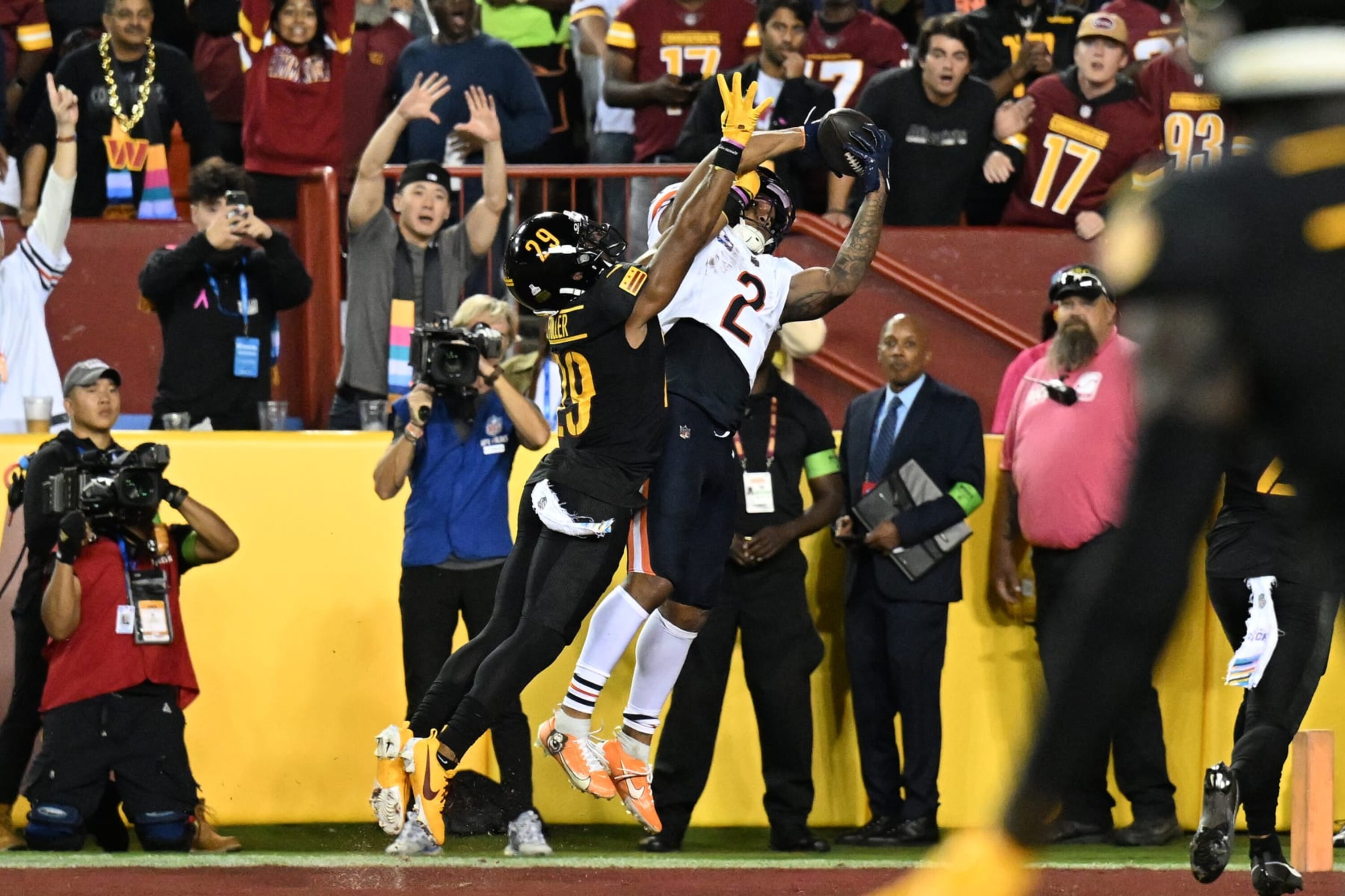 Kendall Fuller, Commanders Defense Called out by Fans in Loss to Justin ...