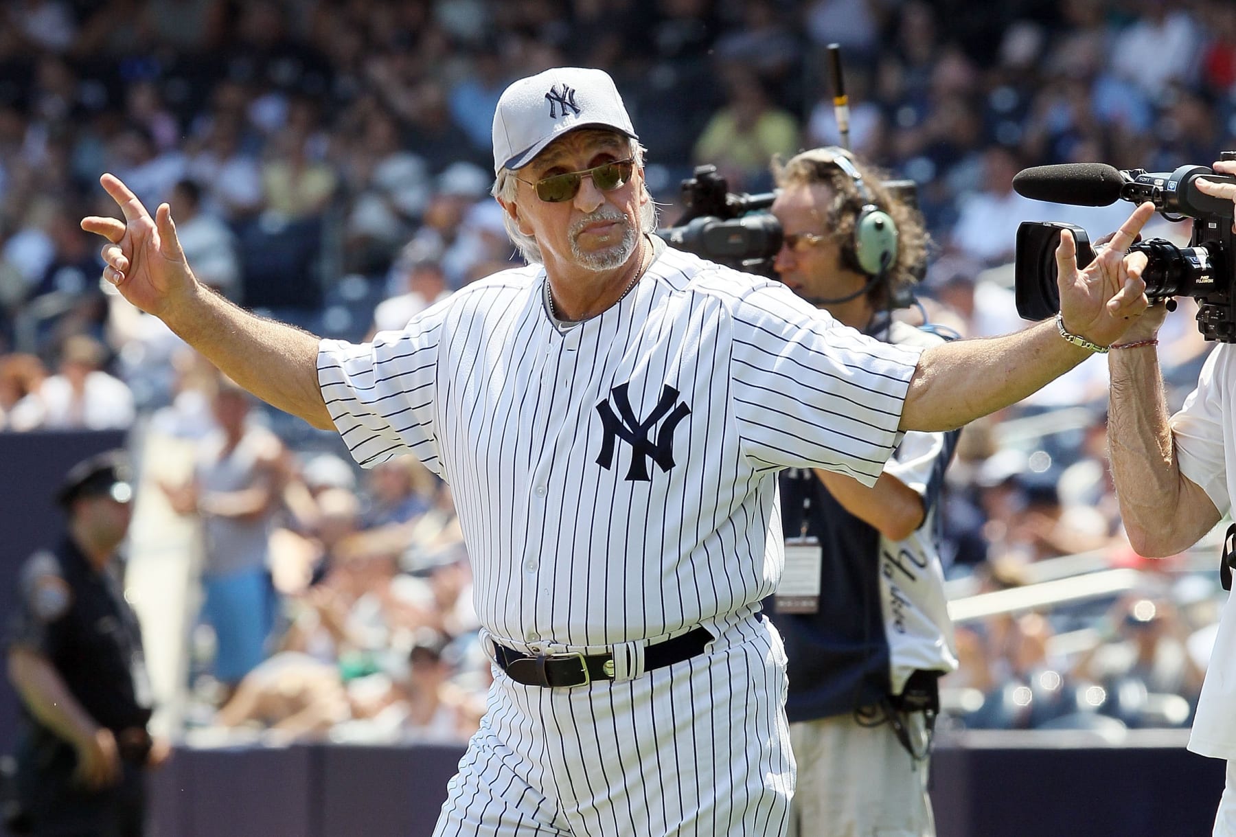 Former MLB All-Star Joe Pepitone Dies at Age 82; Played for Yankees ...